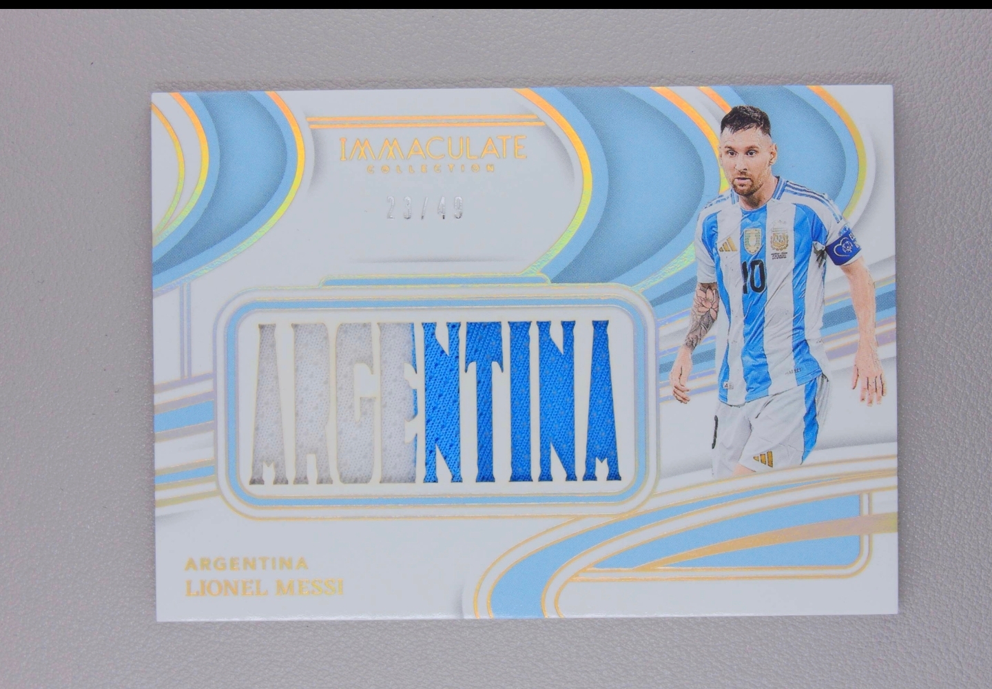 2024-25 Panini Immaculate Lionel Messi 梅西 49编 巴萨 巴塞罗那 阿根廷 patch切割 阿根廷字母 ...