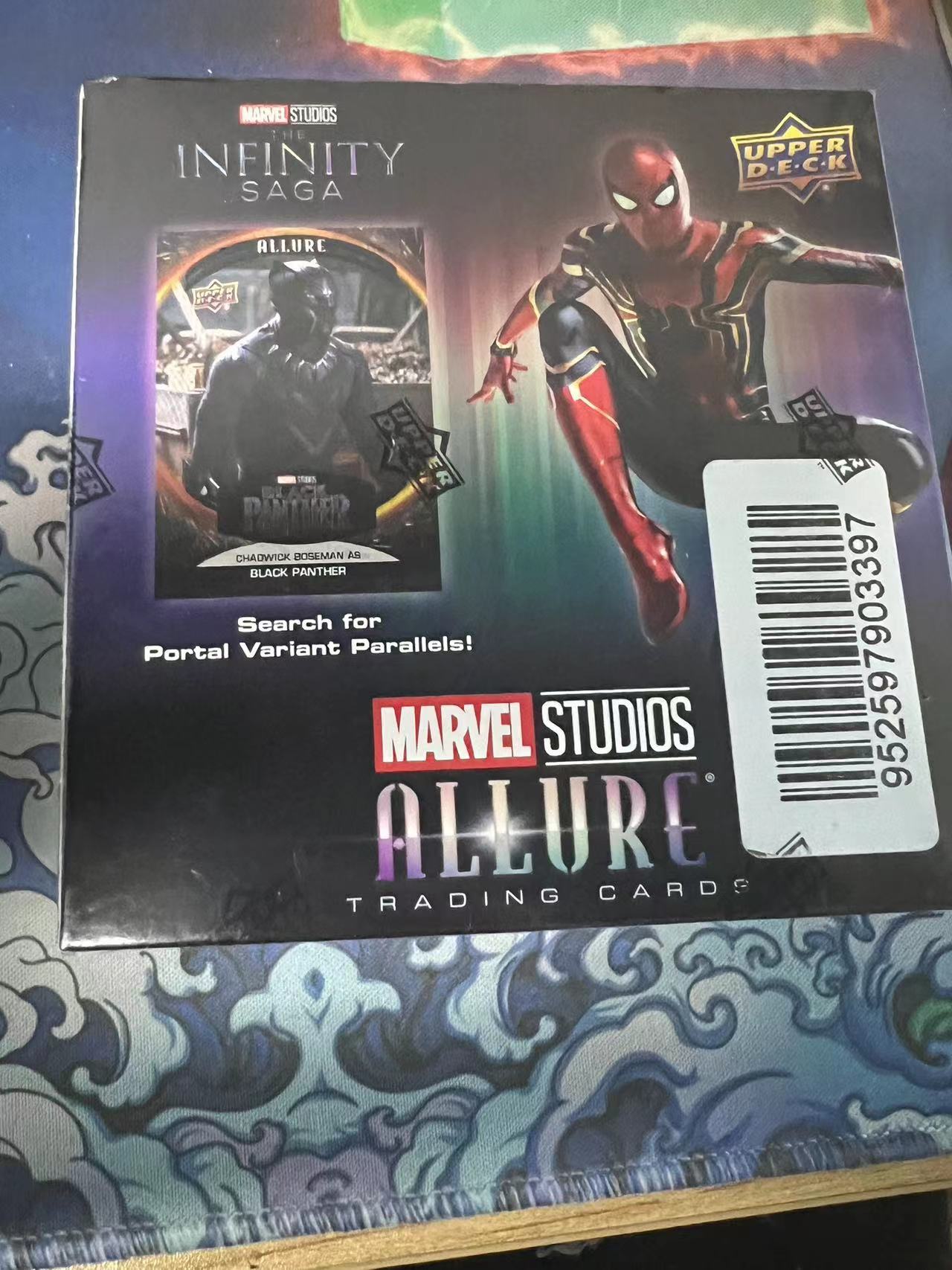 2023 Upper Deck Marvel (MCU) 漫威 小黑钻 原盒 寻找复仇者联盟复联蜘蛛侠美国队长雷神绯红女巫 签字 1/1折射 无限宝石 （哪吒） 卡淘