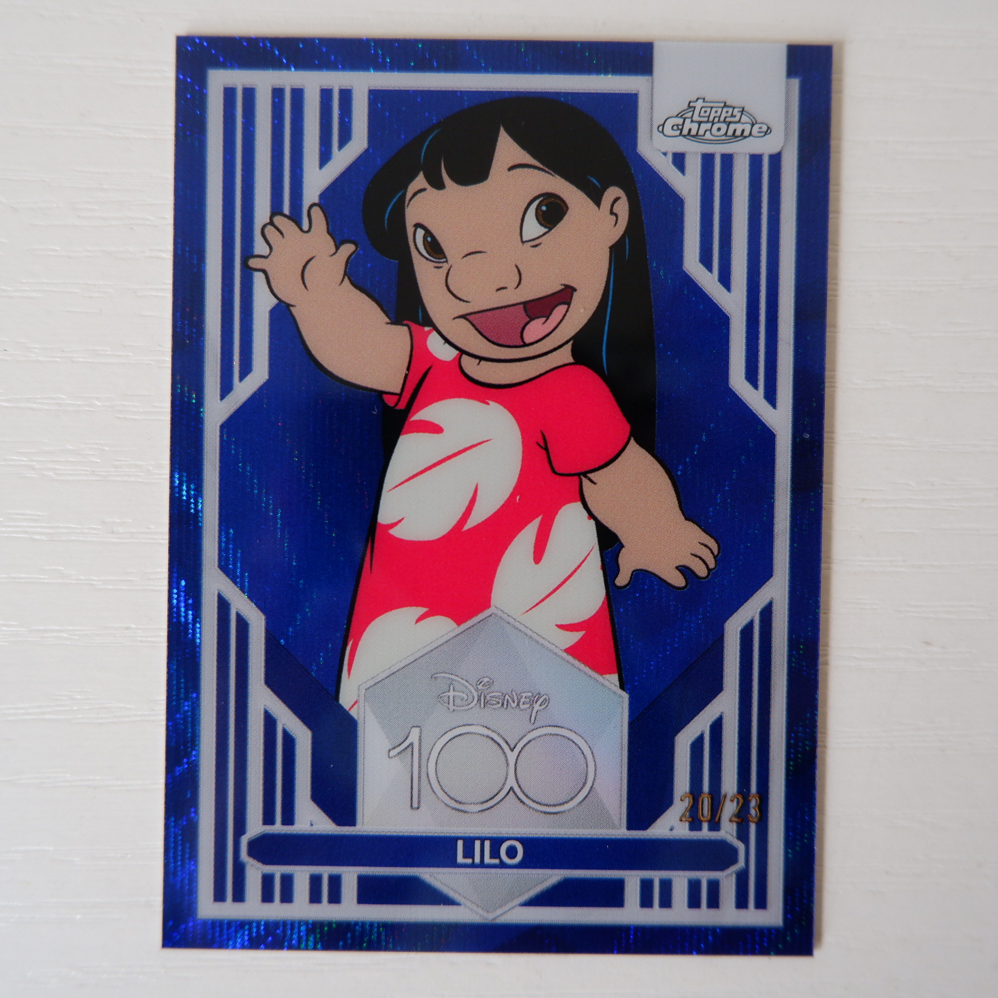 2023 Topps Disney Lilo 【小町拍卖】topps chrome 迪士尼 100周年 莉萝 星际宝贝 史迪奇主人 23编 蓝 ...