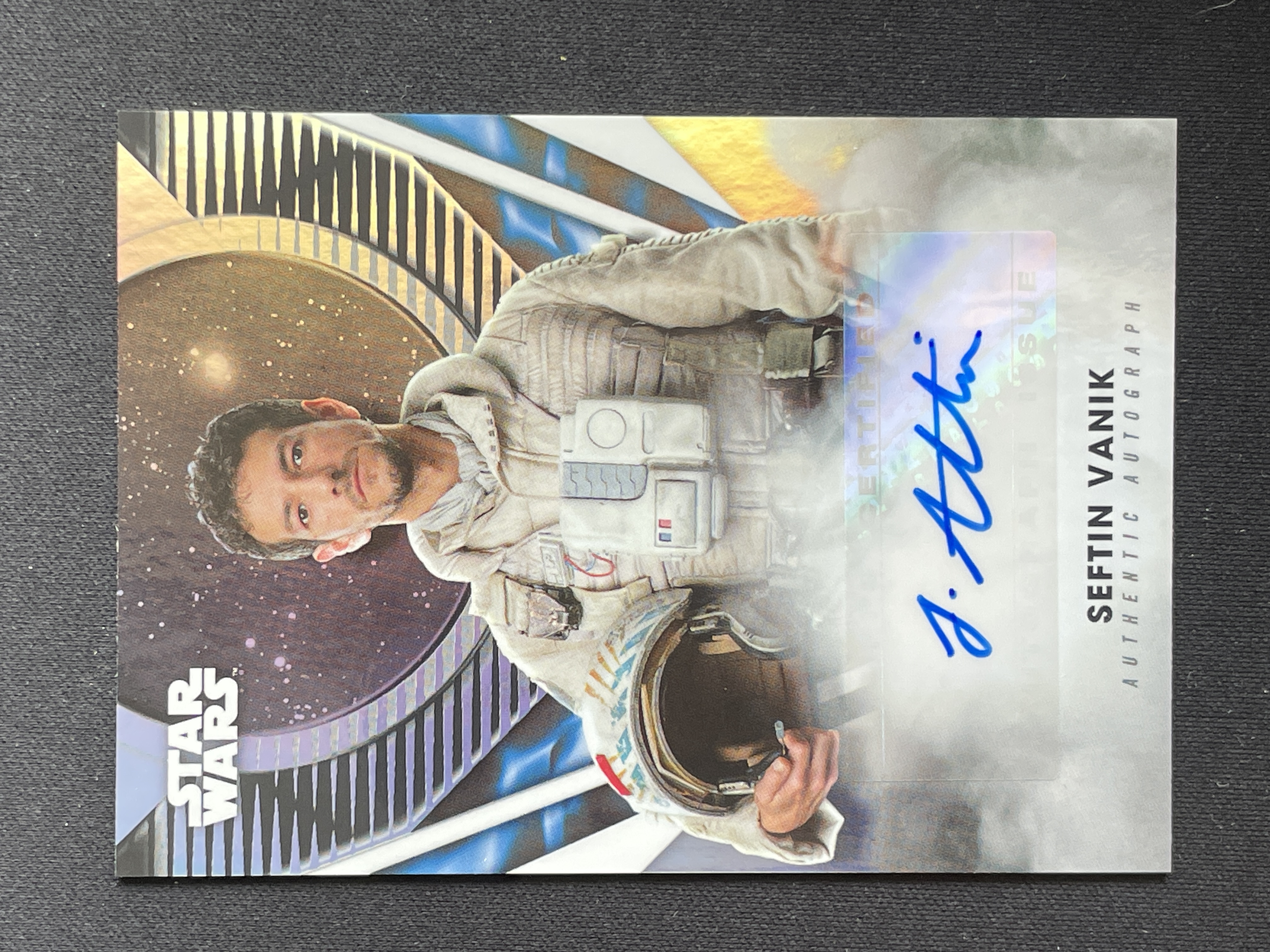 【南昌NOVA】2025 Topps Star Wars Seftin Vanik 星球大战 星战 空军团队 副官 波 达默龙 签字 折射 特 ...