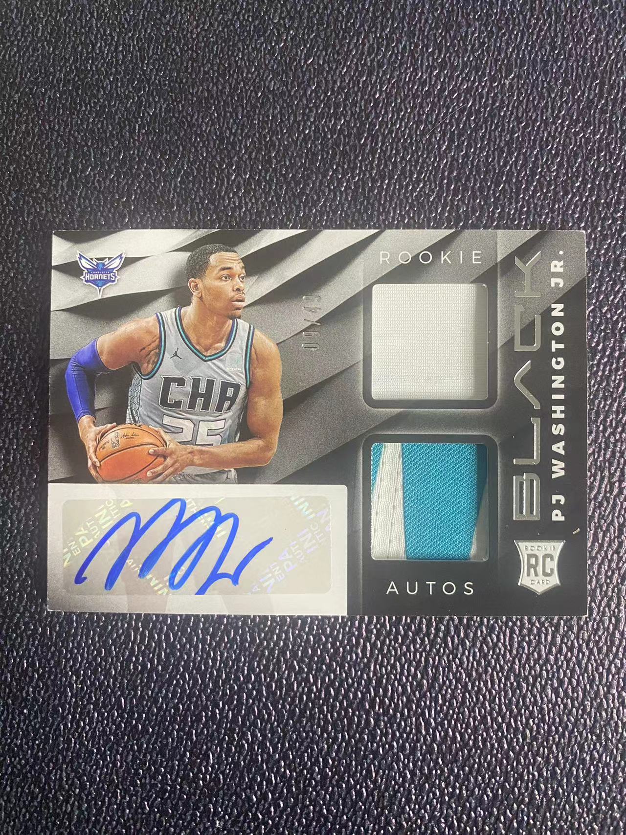 2019-20 Panini Black PJ Washington Jr. RC 《Qi喜代拍》 PJ 华盛顿 黄蜂 新秀 签字 双窗 球衣 ...