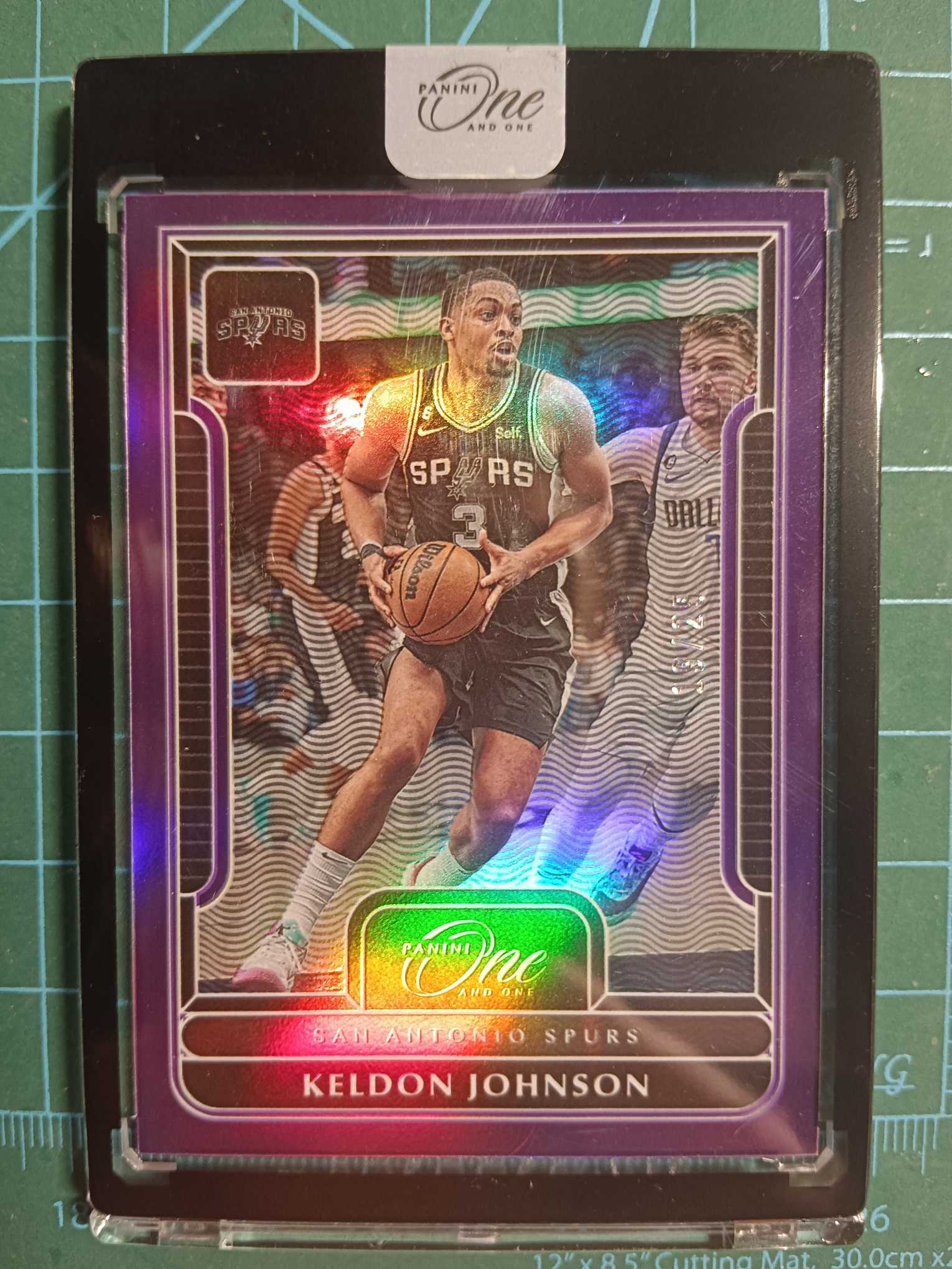 2022-23 Panini One and One Keldon Johnson 凯尔顿 约翰逊 23 oao 25编 紫平行 卡淘