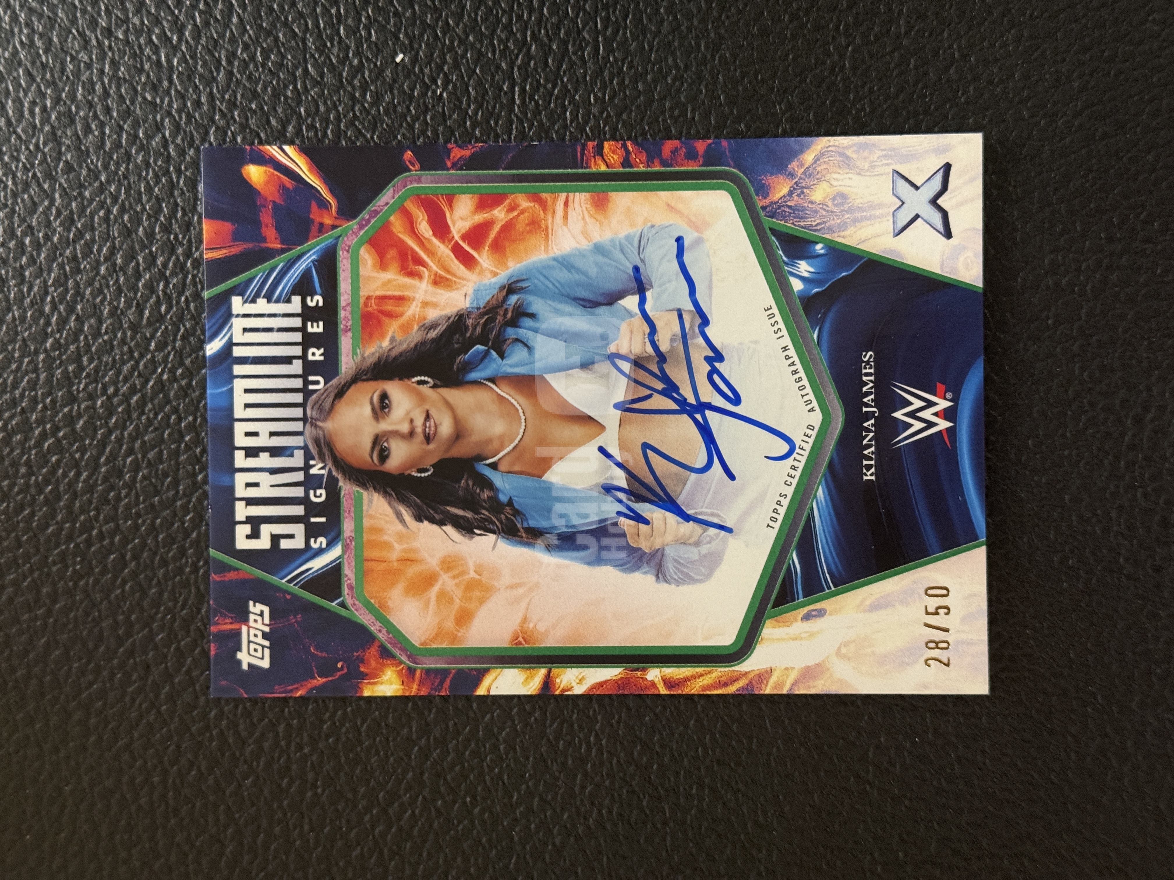 2025 Topps Exalted WWE 基娅娜·詹姆斯 Kiana James /50 Streamline 卡签 签字 绿平行 ...