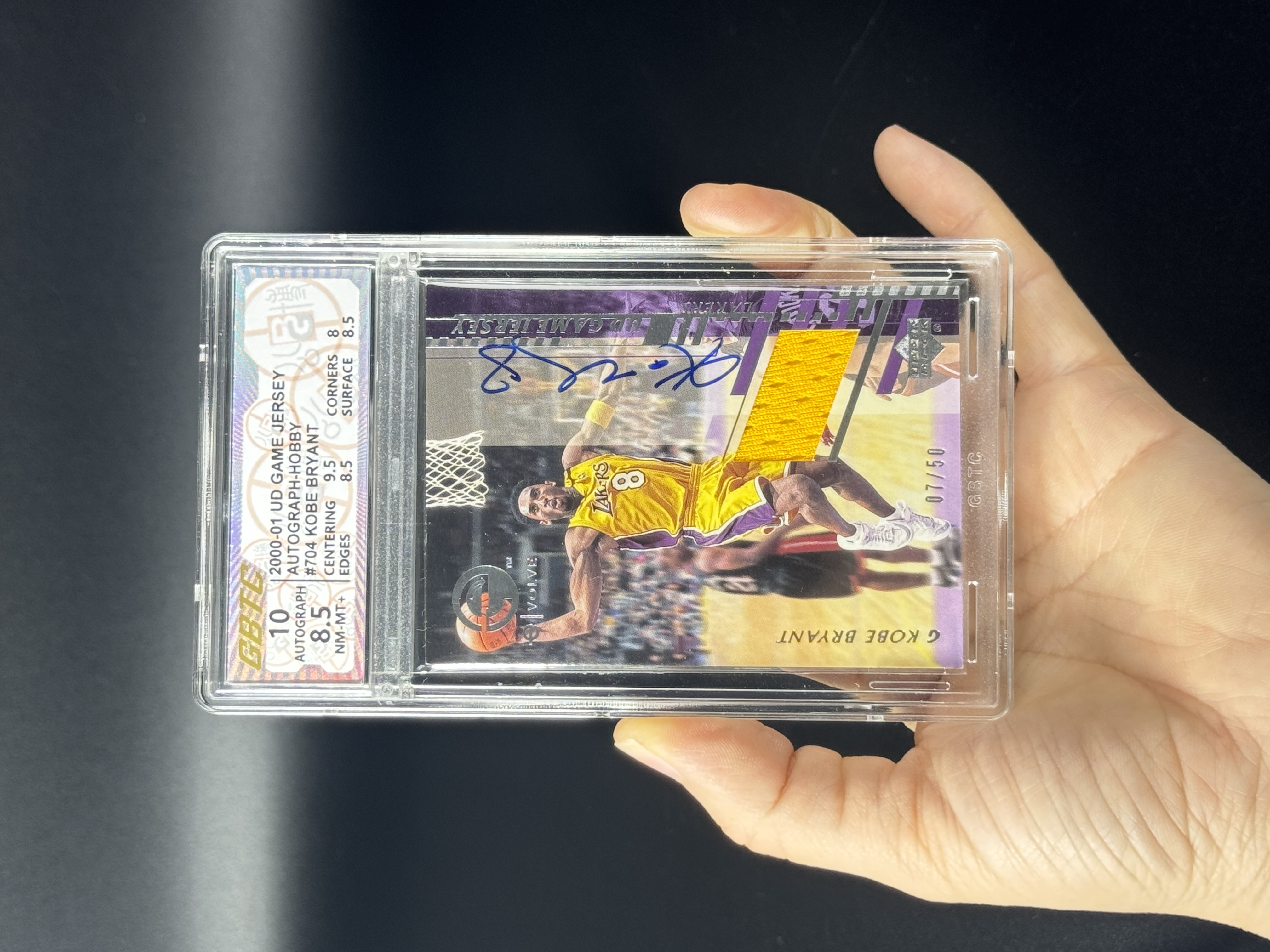 【喷子拍卖】2000-01 Upper Deck E Volve Kobe Bryant 洛杉矶湖人 科比 布莱恩特 球衣 签字 50编 金版 ...
