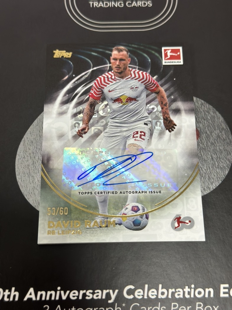 2023-24 Topps 德甲高端 60周年 David Raum Kacey拍卖 德国莱比锡红牛 大卫劳姆 60编周年折完美签字 超级好看 ...