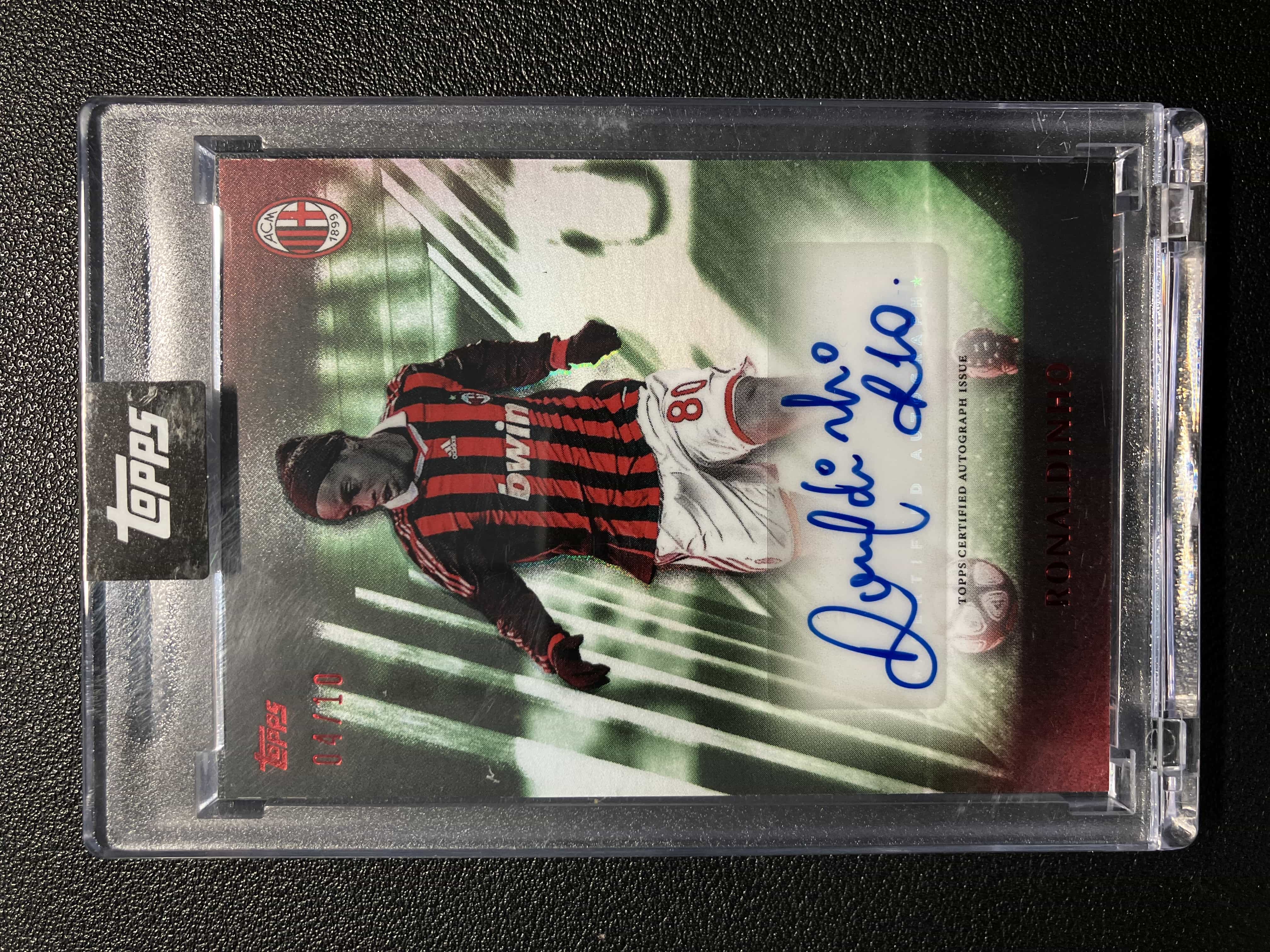 2025 Topps AC Milan 125° Ronaldinho AC米兰125周年纪念队盒 罗纳尔迪尼奥 04/10编 红黑军团签 签字 罗森内里 巴西 小罗 原封砖 B190 卡淘