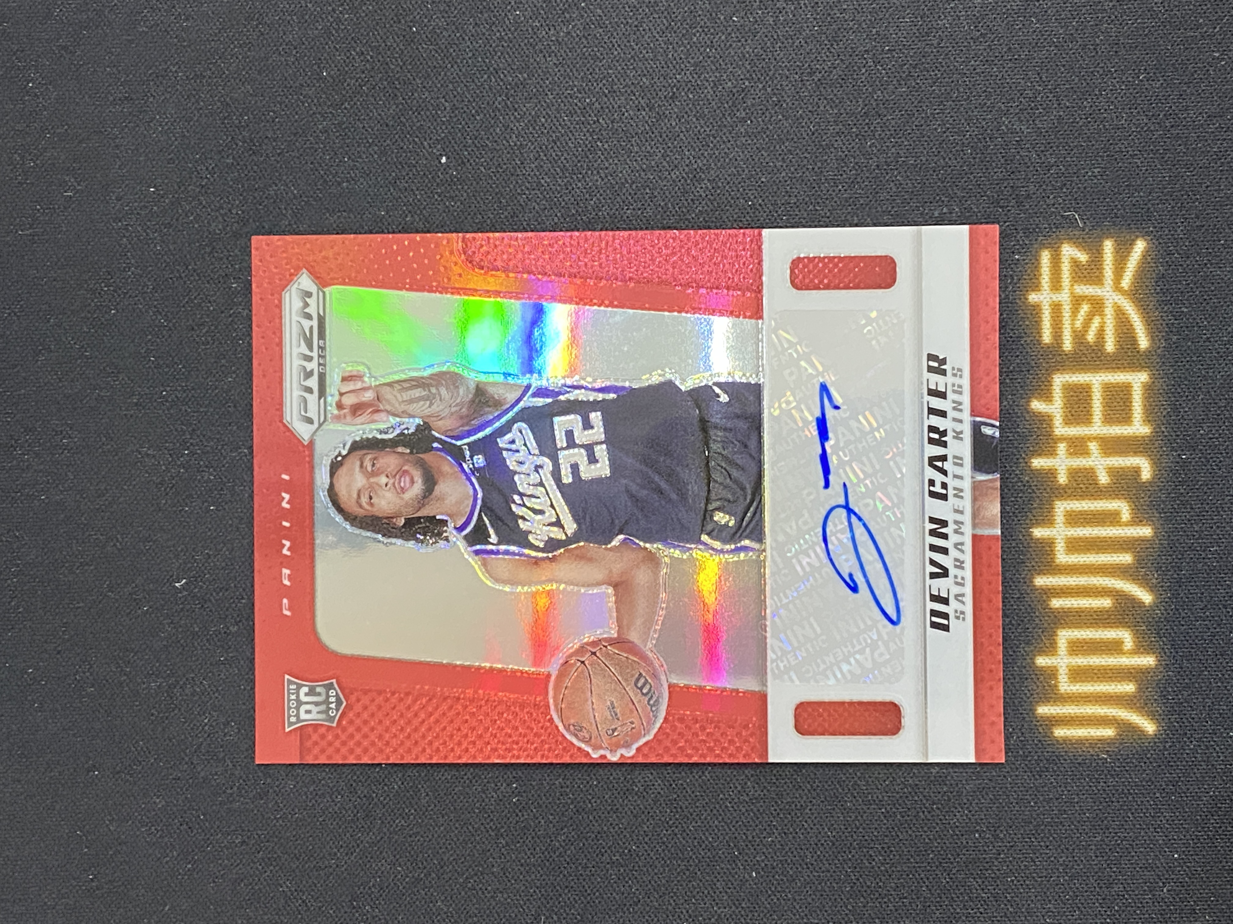 2024-25 Panini prizm deca Devin Carter 国王 德文 卡特 新秀rc 51/99编 红折 折射 签字 复古 ...
