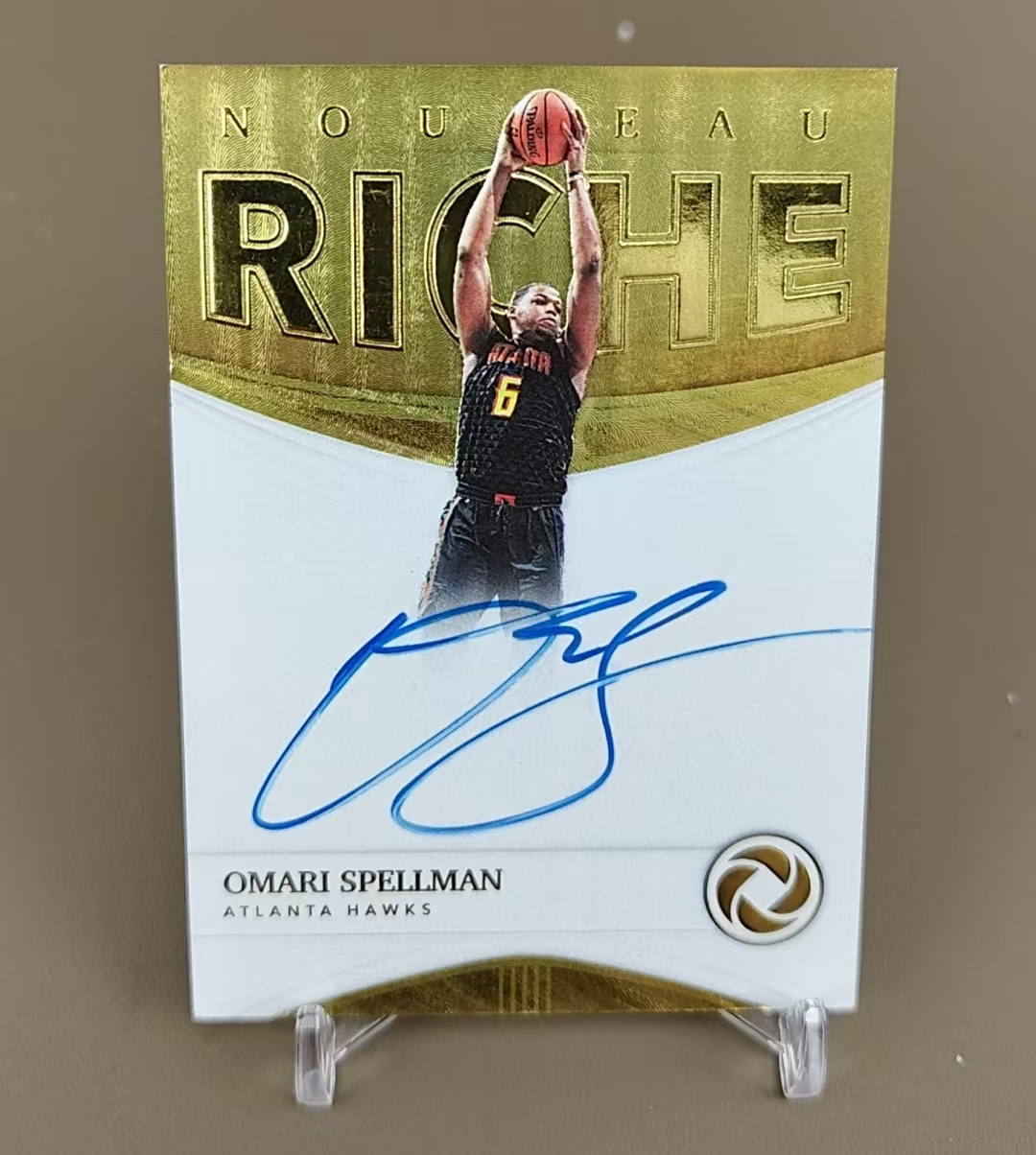 2018-19 Panini Opulence Omari Spellman 金书 奥马里 斯佩尔曼 签字 卡签 25编 老鹰时期 卡品如图 ...