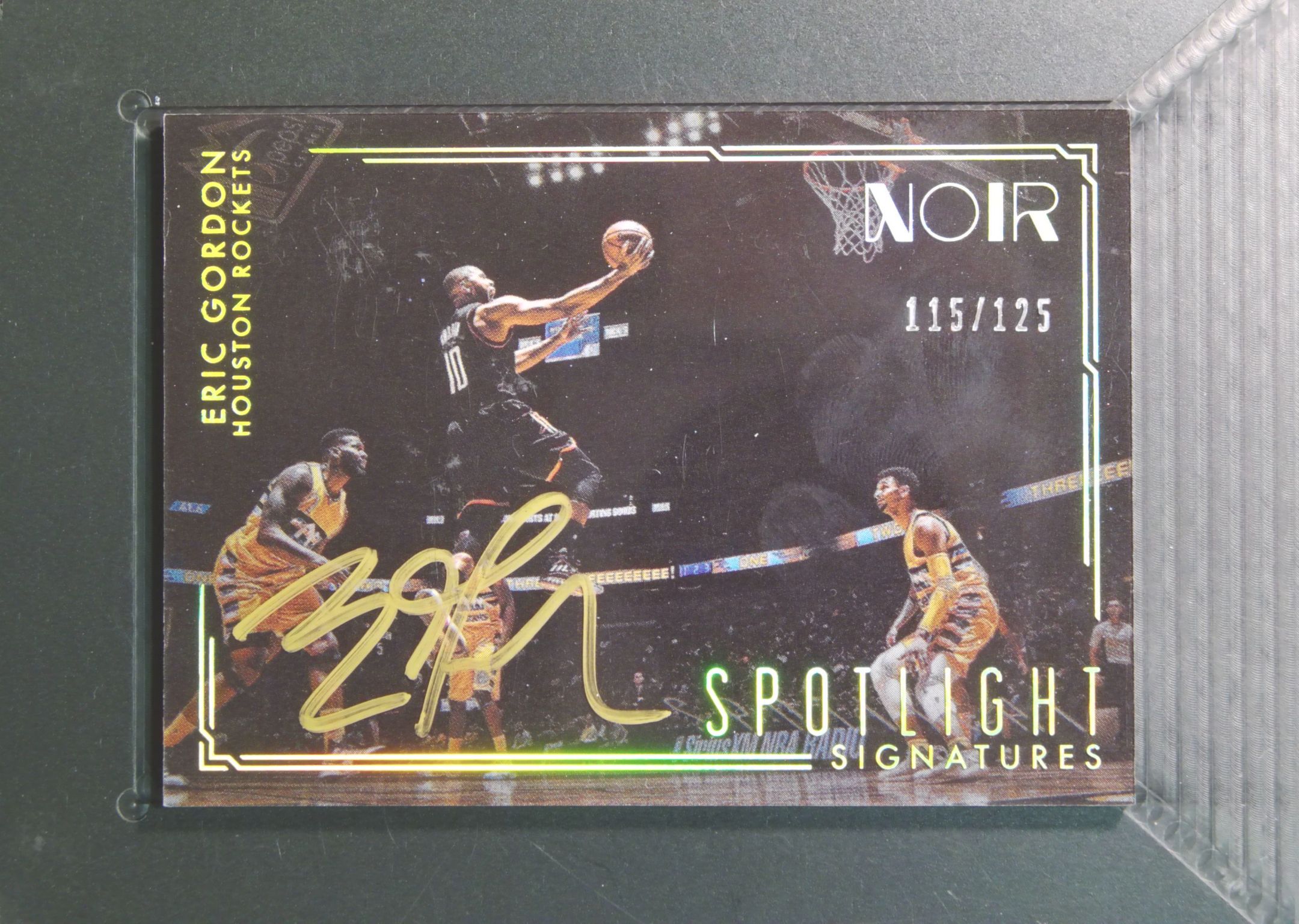2016-17 Panini Noir Eric Gordon 诺尔 埃里克戈登 签字 卡签 Spotlight 聚光灯 金笔签 折射 银折 ...