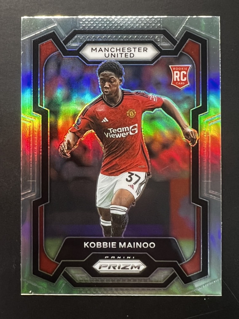 【猕猴桃諾代拍】2023-24 Panini Prizm Kobe Mainoo RC 科比 梅努 新秀RC 正银折 曼联 麦努 英超pz 全 ...