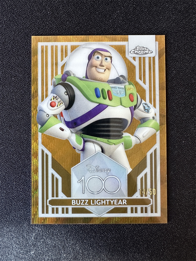 【大赚狗卡牌】2023 Topps Disney Chrome Buzz Lightyear 迪士尼tc 玩具总动员 巴斯光年 金波纹折 14 ...