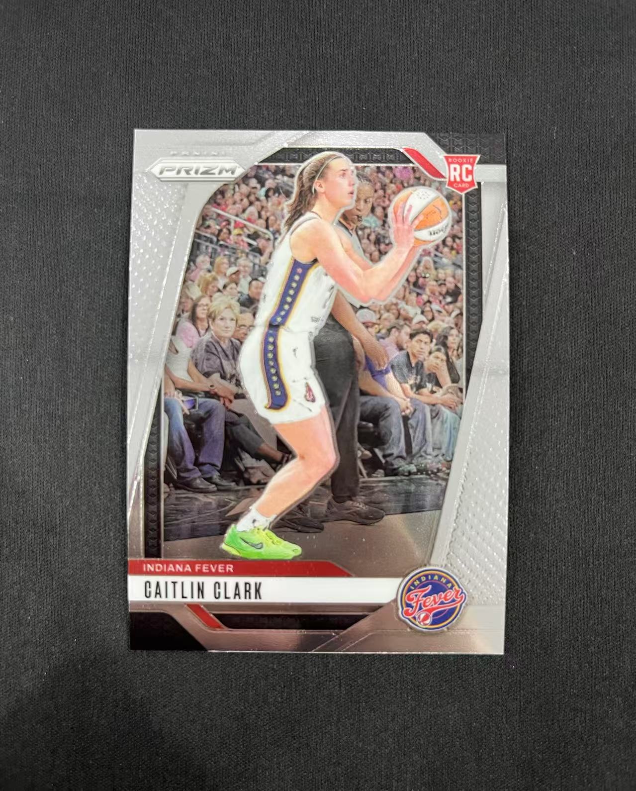 【长安代卖 截标预付80%】2024 Panini WNBA Prizm Caitlin Clark 印第安纳狂热 新秀RC 凯特琳克拉克 正新秀base 第八张 微瑕看大图【CA106】（L ...