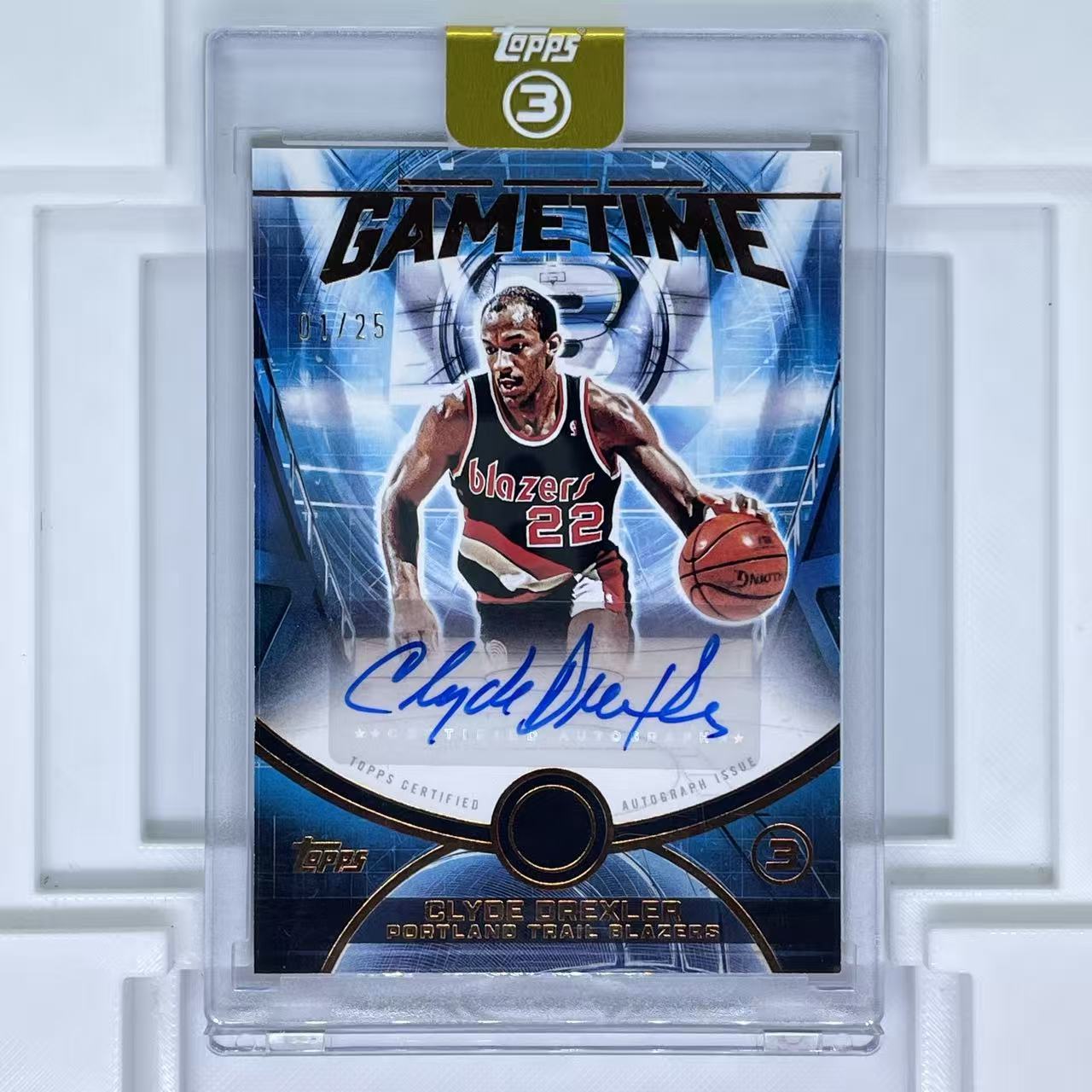 E+ 2025-26 Topps Three Clyde Drexler 克莱德 德雷克斯勒 休斯顿火箭队 传奇巨星 滑翔机 1/25编 首编 ...