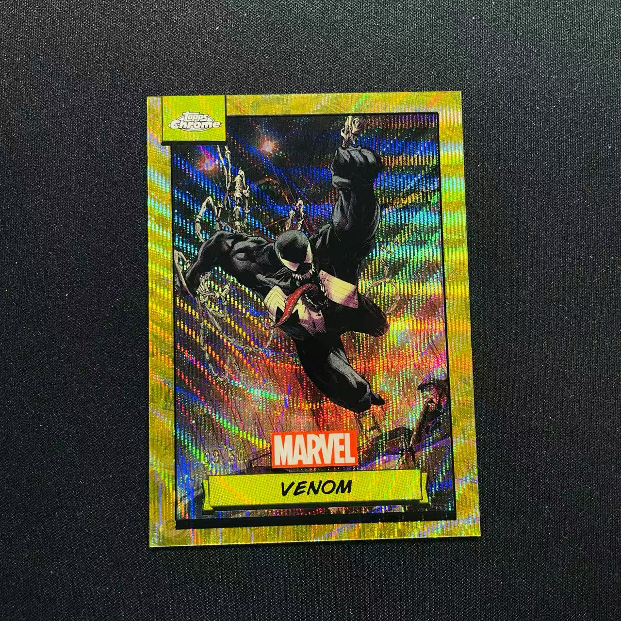 2024 Topps Chrome Marvel 元年漫威 Venom 毒液 招牌动作 金折 金波纹折 50编 人气IP角色 专收必备 微痕 ...