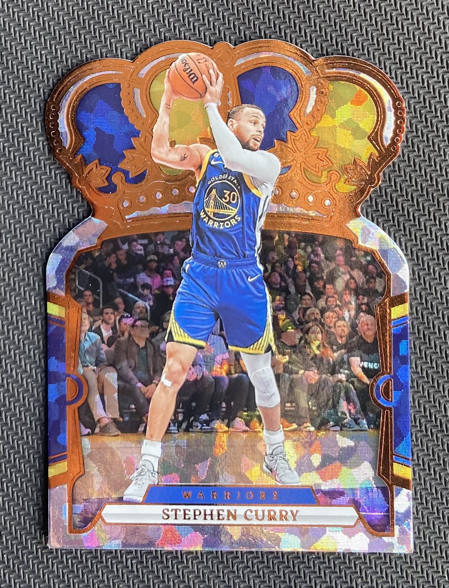 2023-24 Panini Crown Royale Stephen Curry 皇冠 金州勇士 斯蒂芬库里 Base碎冰折铜平行 背面磨损 ...