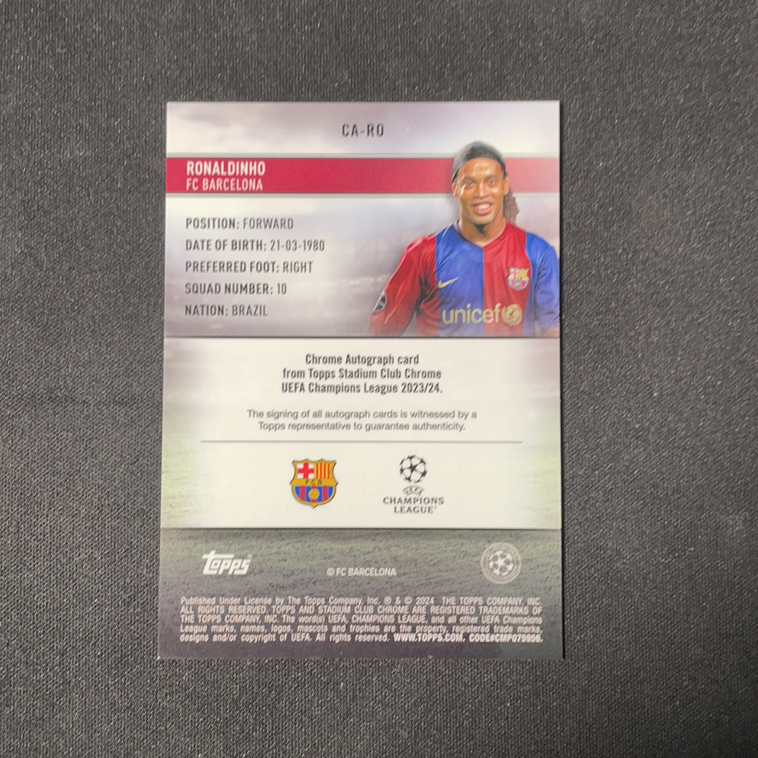 2024 Topps Stadium Club Ronaldinho 【Henry 代拍】竞技场 会员盒独占 巴萨 罗纳尔迪尼奥 08/50编 ...