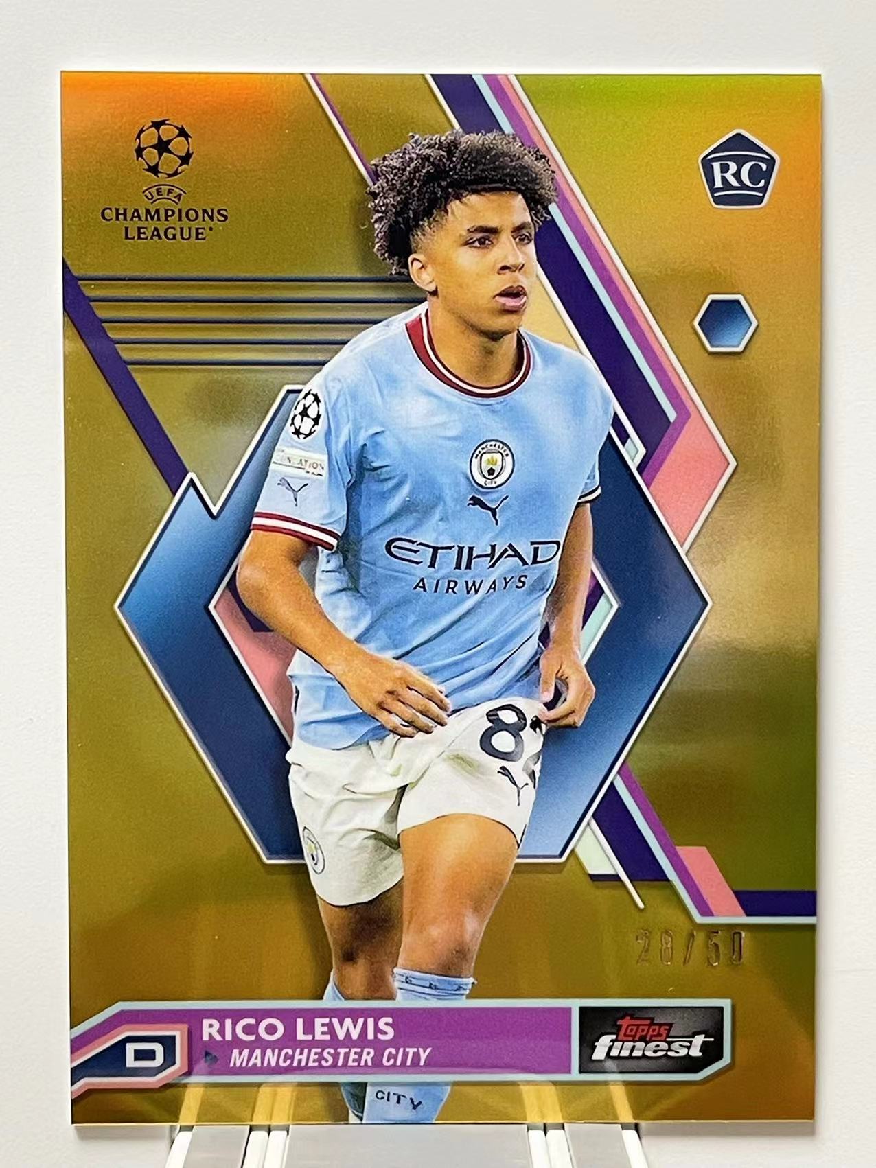 2022-23 Topps Finest Rico Lewis RC 曼城 英格兰超新星 里科 刘易斯 新秀 正金折 金折 50编 超大比例 ...