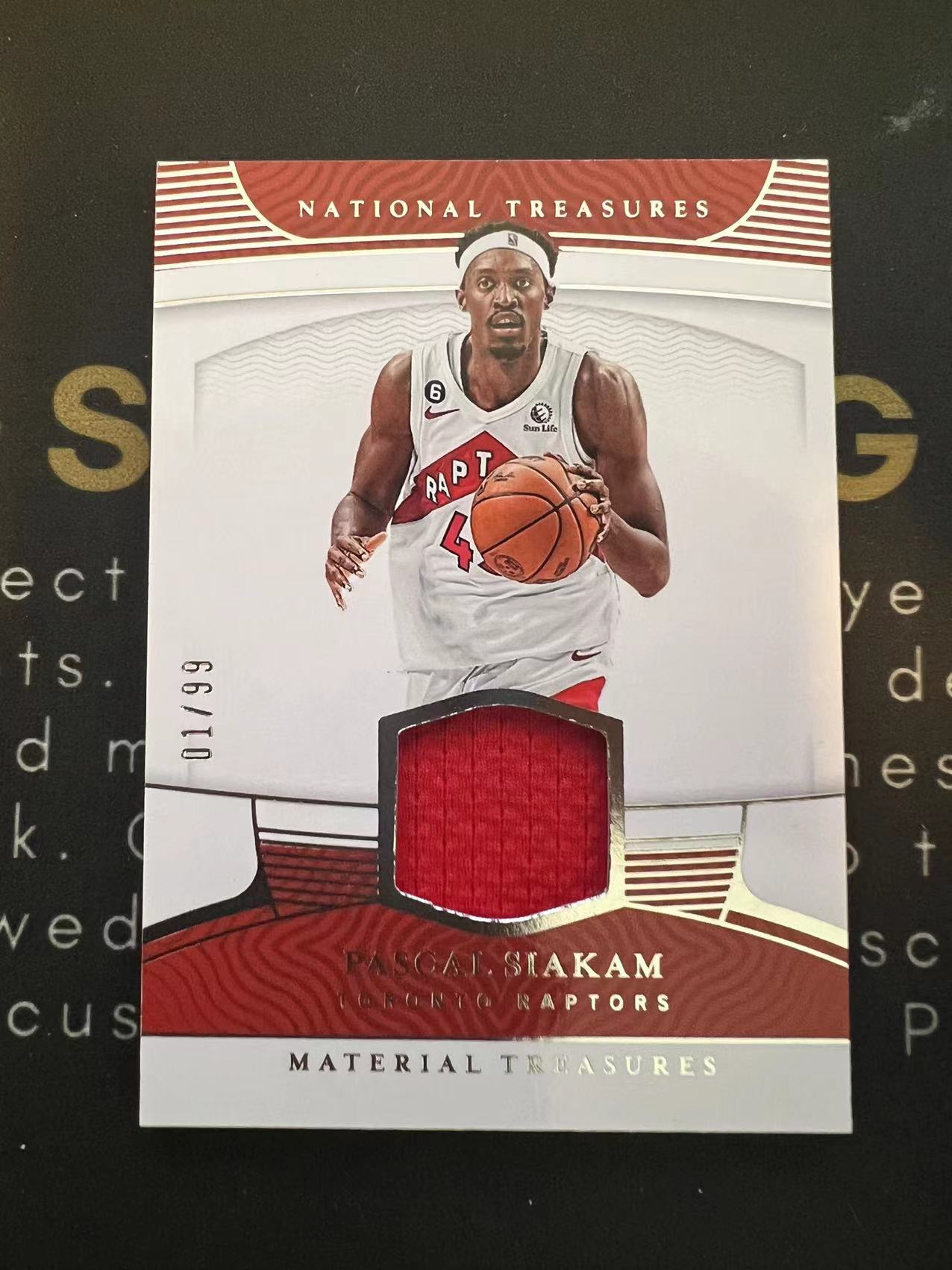 2022-23 Panini National Treasures Pascal Siakam 国宝 猛龙 西亚卡姆 99编 小窗 首编 卡品 ...