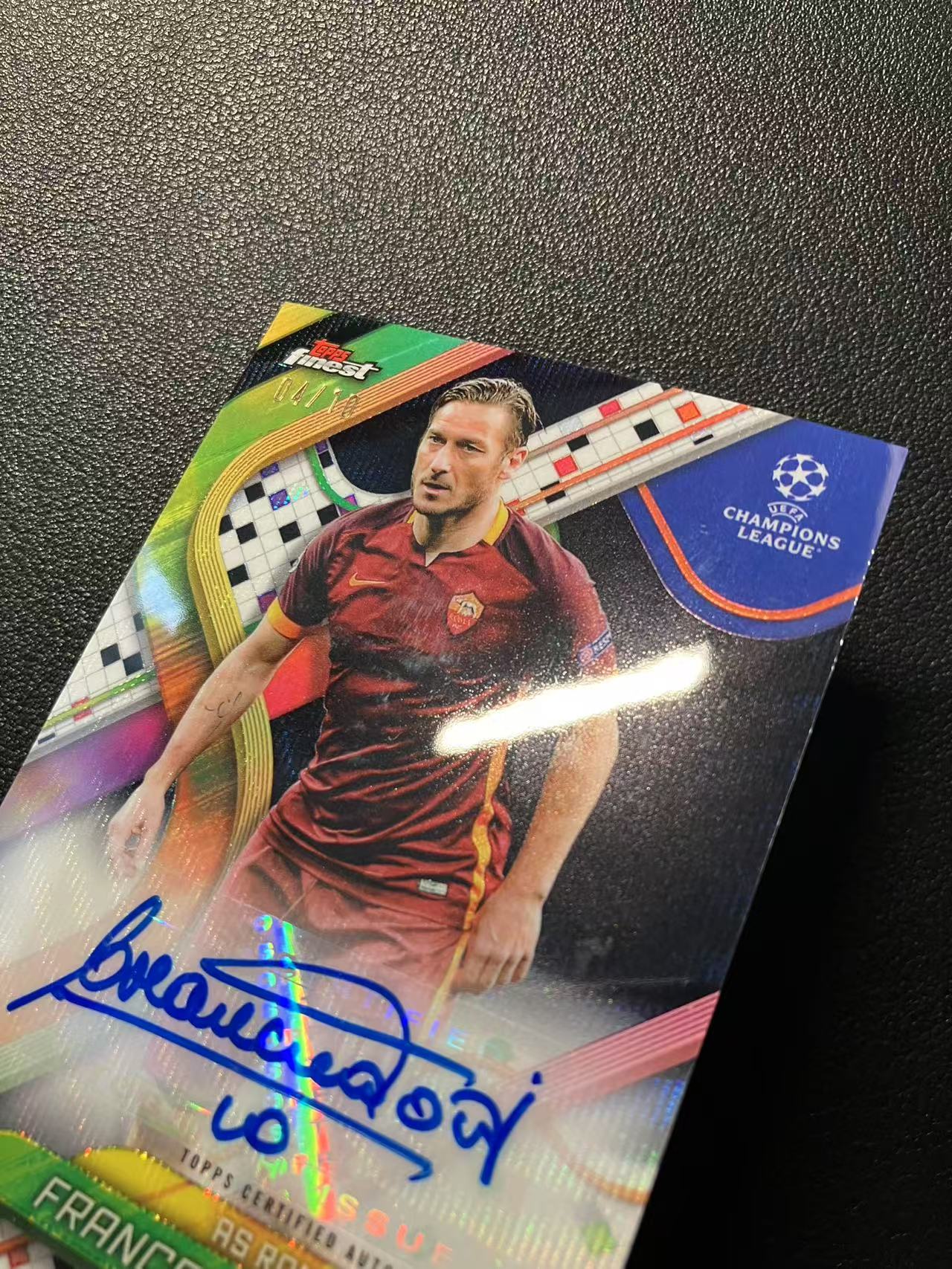2025 Topps Finest Francesco Totti RC 欧冠Finest系列 托蒂 04/10编 黑波纹折签 签字 完美签 ...