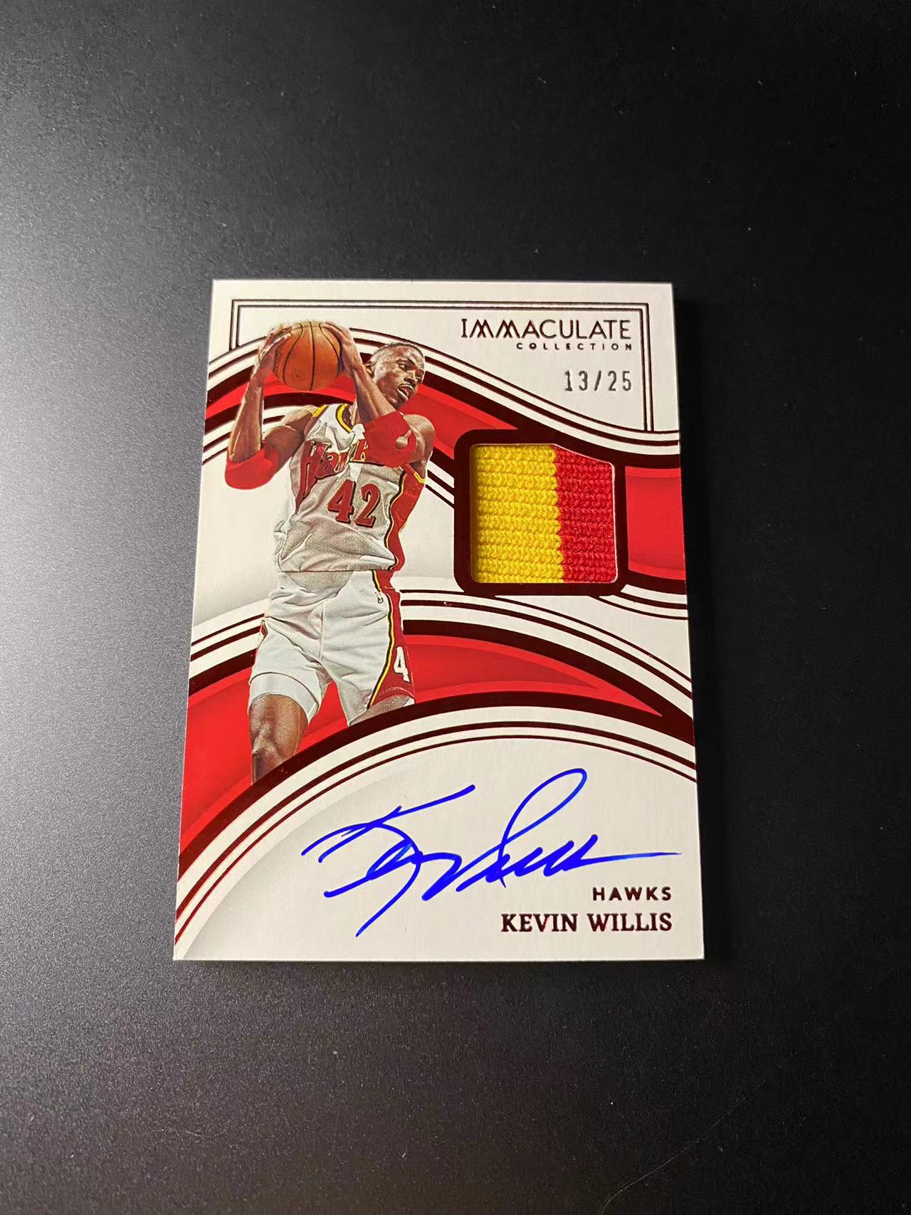 2022-23 Panini Immaculate Kevin Willis 凯文·威利斯 13/25编 PA 签字 卡签 PATCH 落场 ...