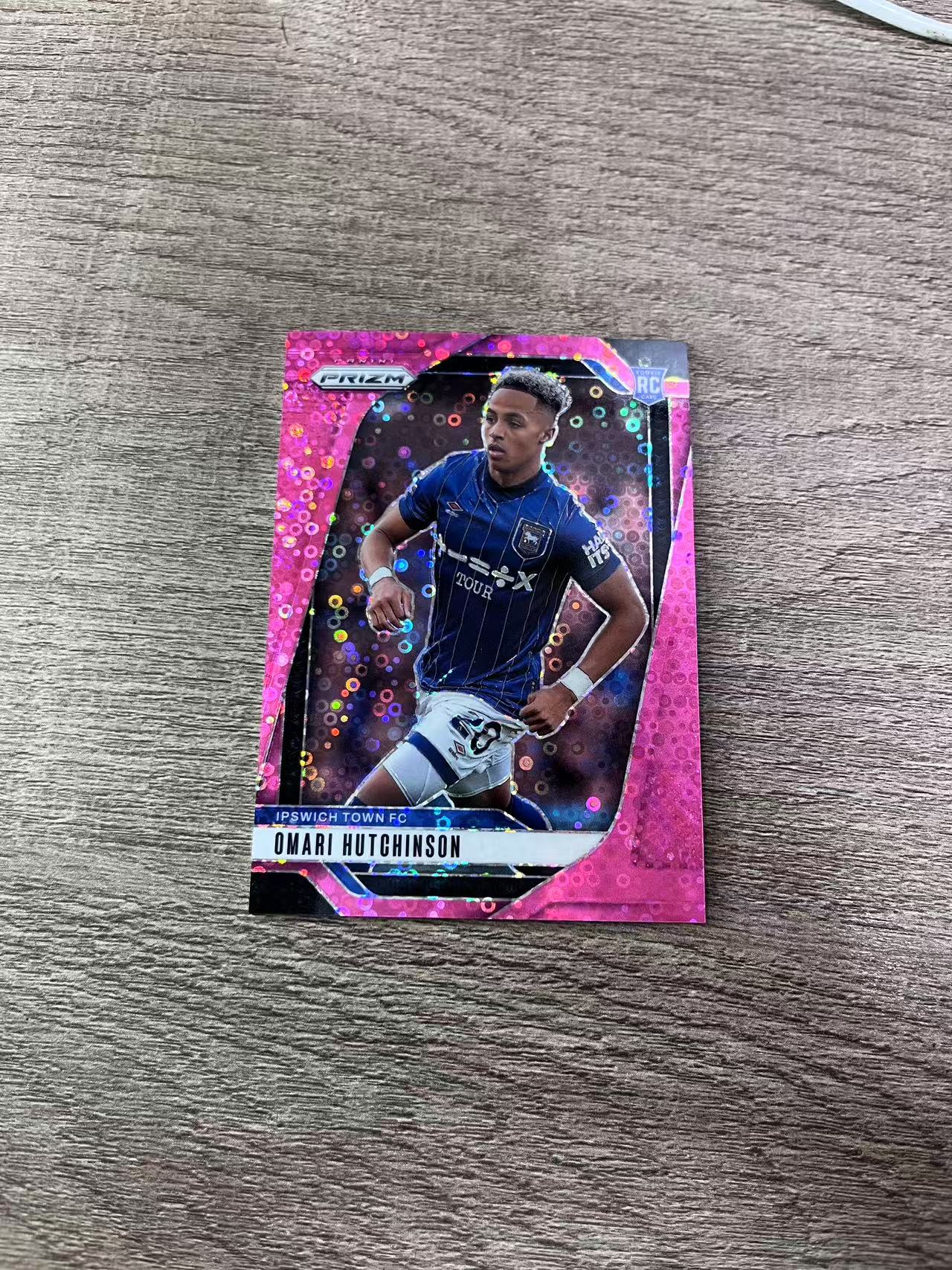 2024-25 Panini Prizm Omari Hutchinson RC 【#阿威十八式】英超 PZ 奥马里 哈钦森 伊普斯威奇 新秀 ...