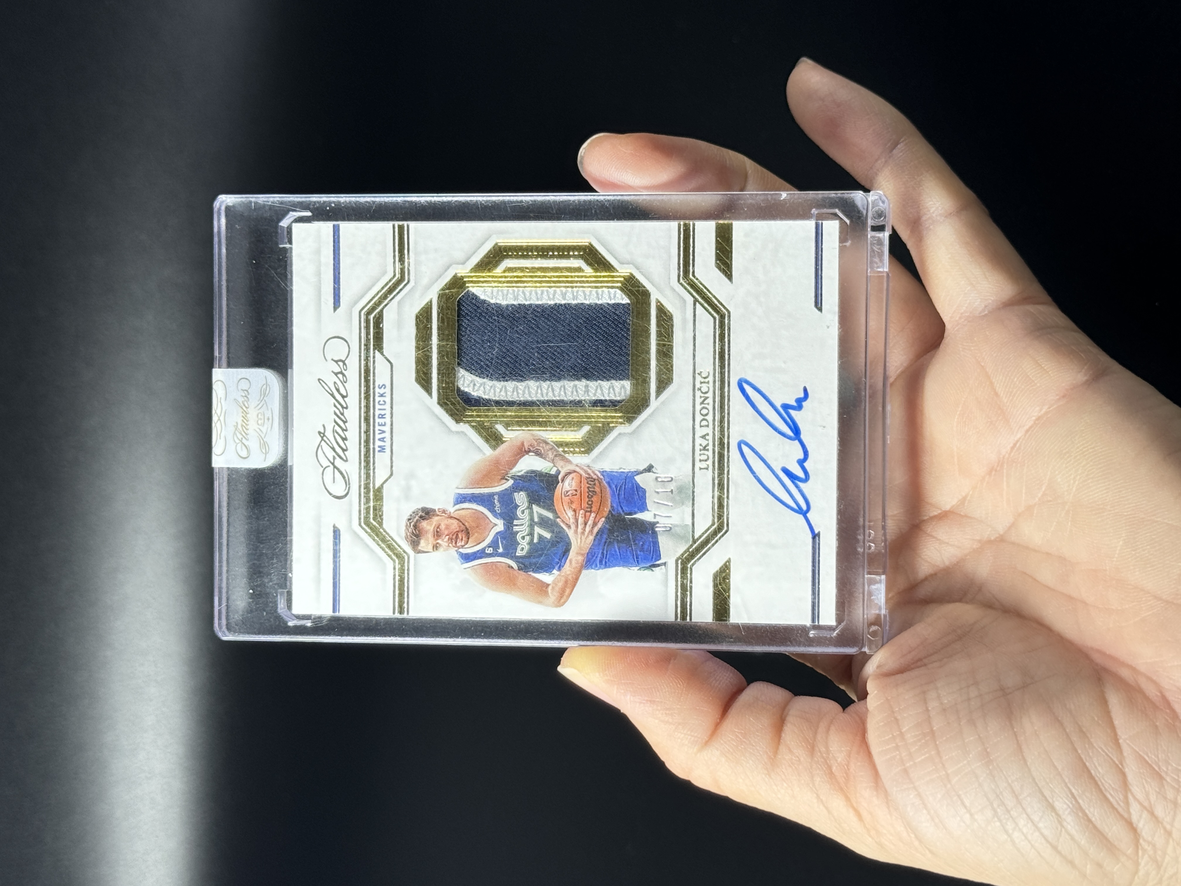 【喷子拍卖】2022-23 panini flawless Luka Doncic 手提 达拉斯独行侠 东契奇 patch 签字 10编 金版 PA 卡签 大hit卡 A签 专收必备 原封砖 ...