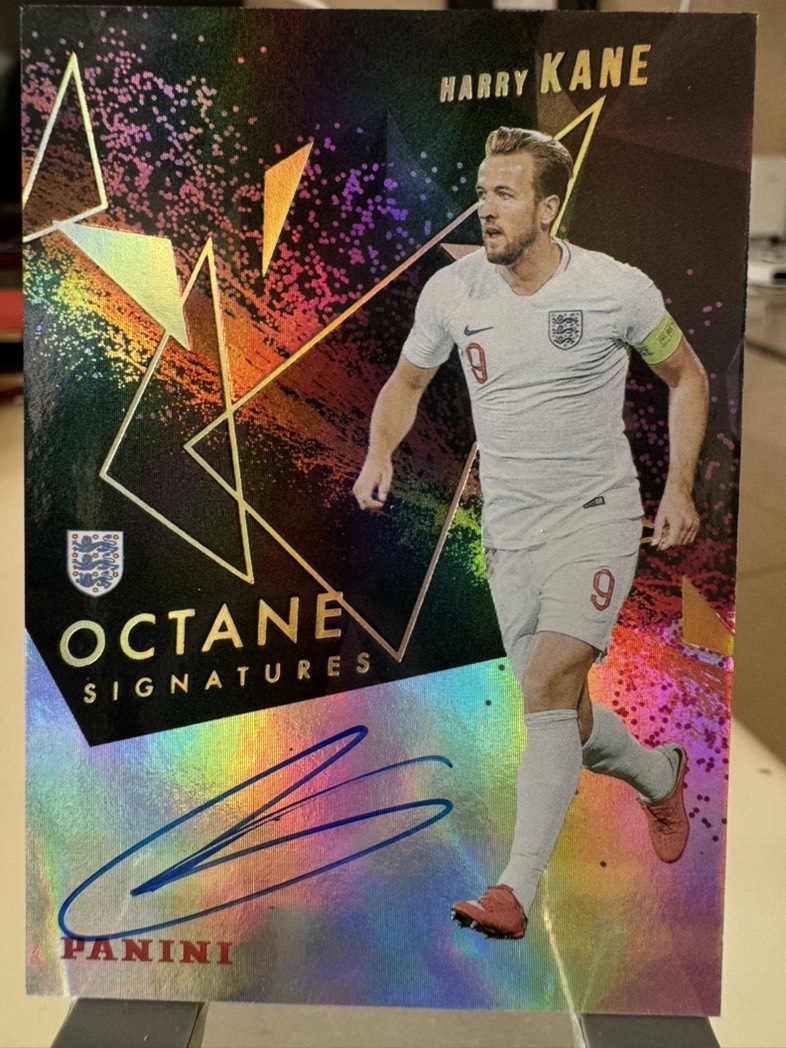 2019 Panini Immaculate Harry Kane 哈里凯恩 卡签 明年金球奖最大热门 英格兰队和拜仁慕尼黑当家球星 欧洲杯后 ...