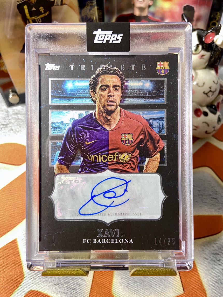 2024 Topps Triplete Xavi 巴塞罗那 巴萨 0809 三冠王队盒 哈维 签字 14/25编 原封砖 梅西伊涅斯塔亨利队友 ...