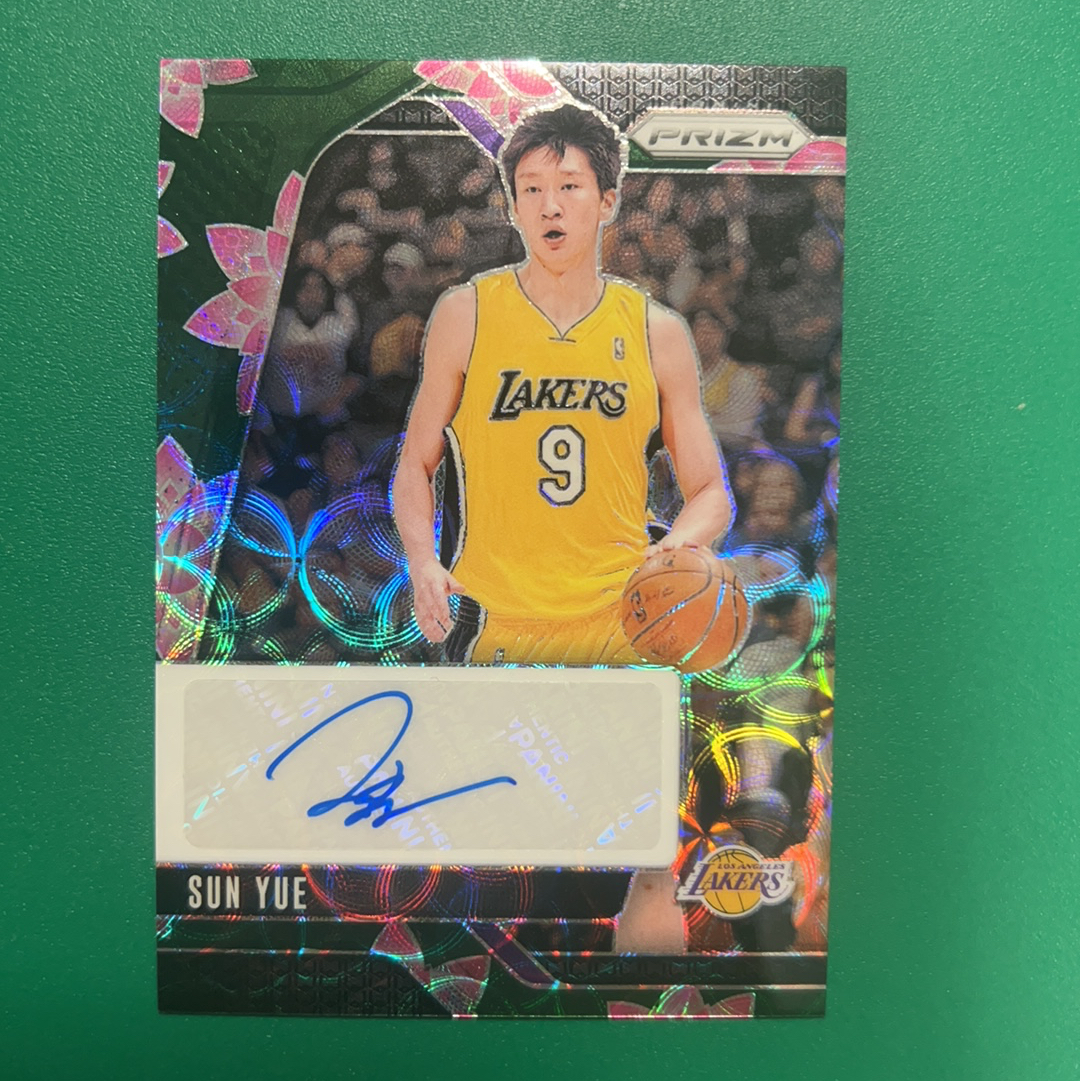 【SY代卖sy0112-可累积-瑕疵看图】2024-25 Panini Prizm Sun Yue 孙悦 大圣 湖人 签字 18编 卡淘