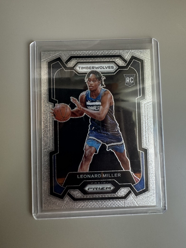 【下狗拍卖】2023-24 Panini Prizm Leonard Miller RC PZ 森林狼 新秀 伦纳德米勒 白闪 折射【abab ...