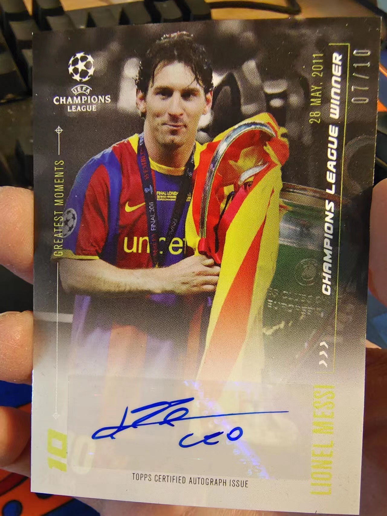 2020 Topps Limited Lionel Messi 欧冠梅西盒梅西签字卡 2011欧冠冠军时刻捧杯选图 限量10编 巴萨 巴黎 ...
