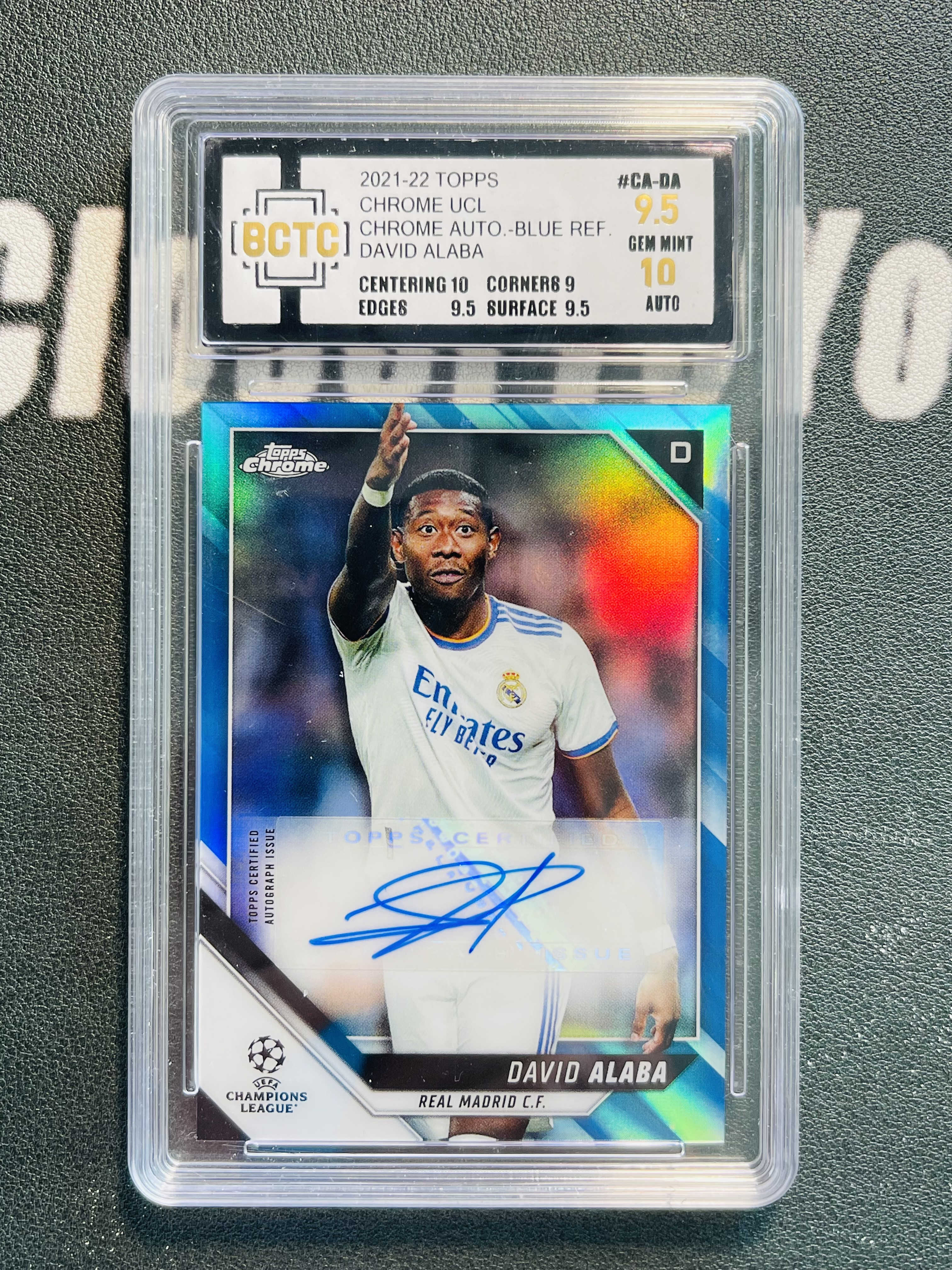 【CHILL官方代拍】tommy101 2022 Topps Chrome 欧冠 皇马 拜仁 David Alaba 刘星 阿拉巴 蓝折 折射 ...