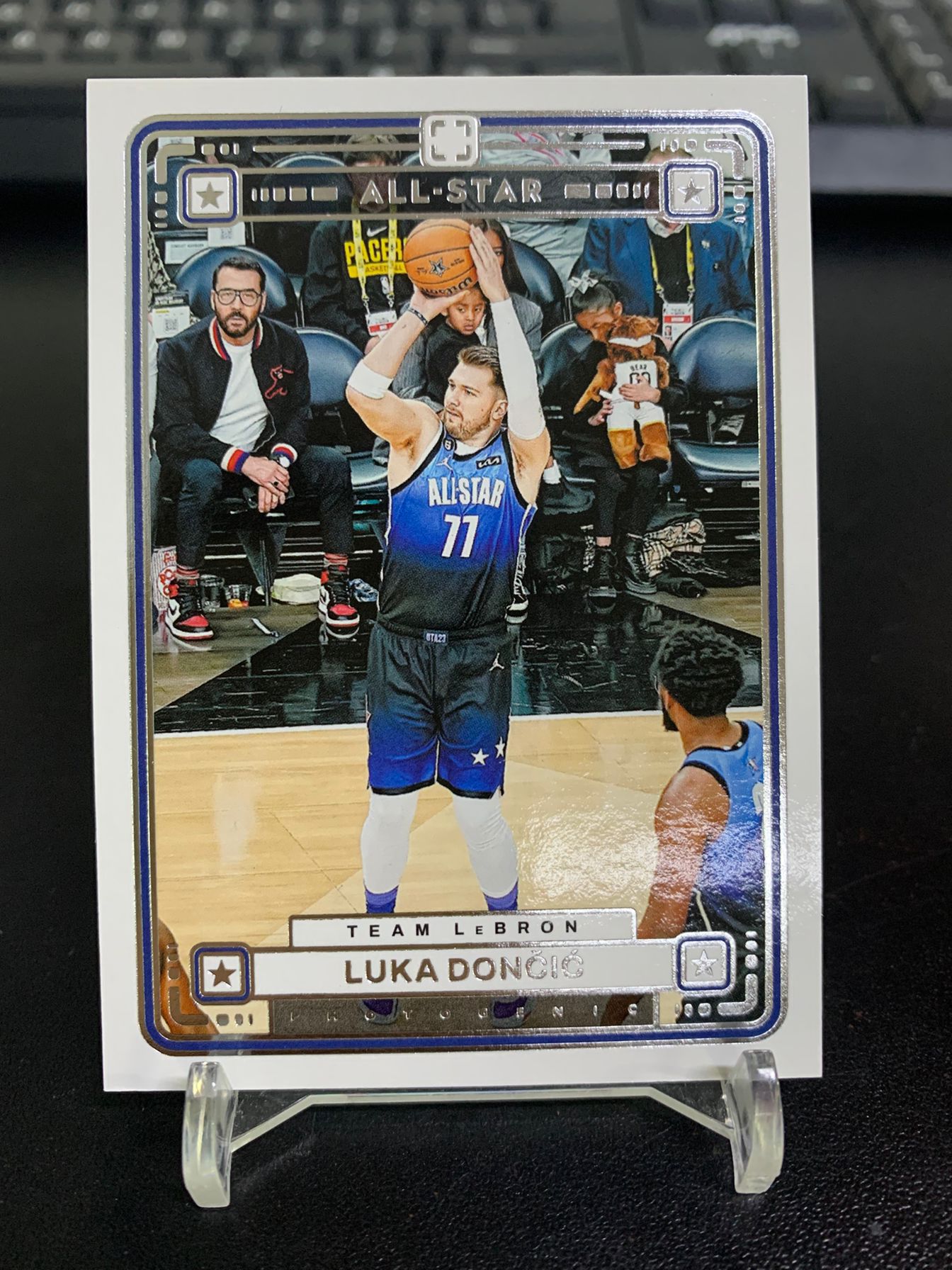 【浩行拍卖 截标预付82%】2023-24 panini photogenic luka doncic 上镜 独行侠 卢卡 东契奇 77 特卡 ...