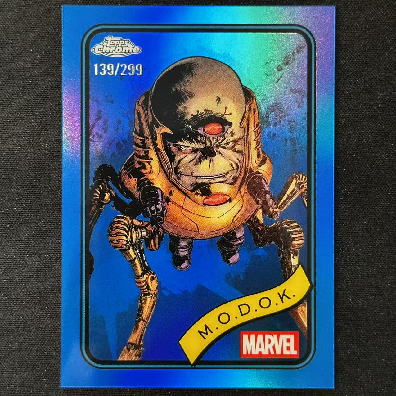 【北京宋拍】橙爸 2025 Topps Chrome Marvel 漫威 MODOK ‌M.O.D.O.K. 魔多客 /299编 Blue 蓝折 折射 卡淘