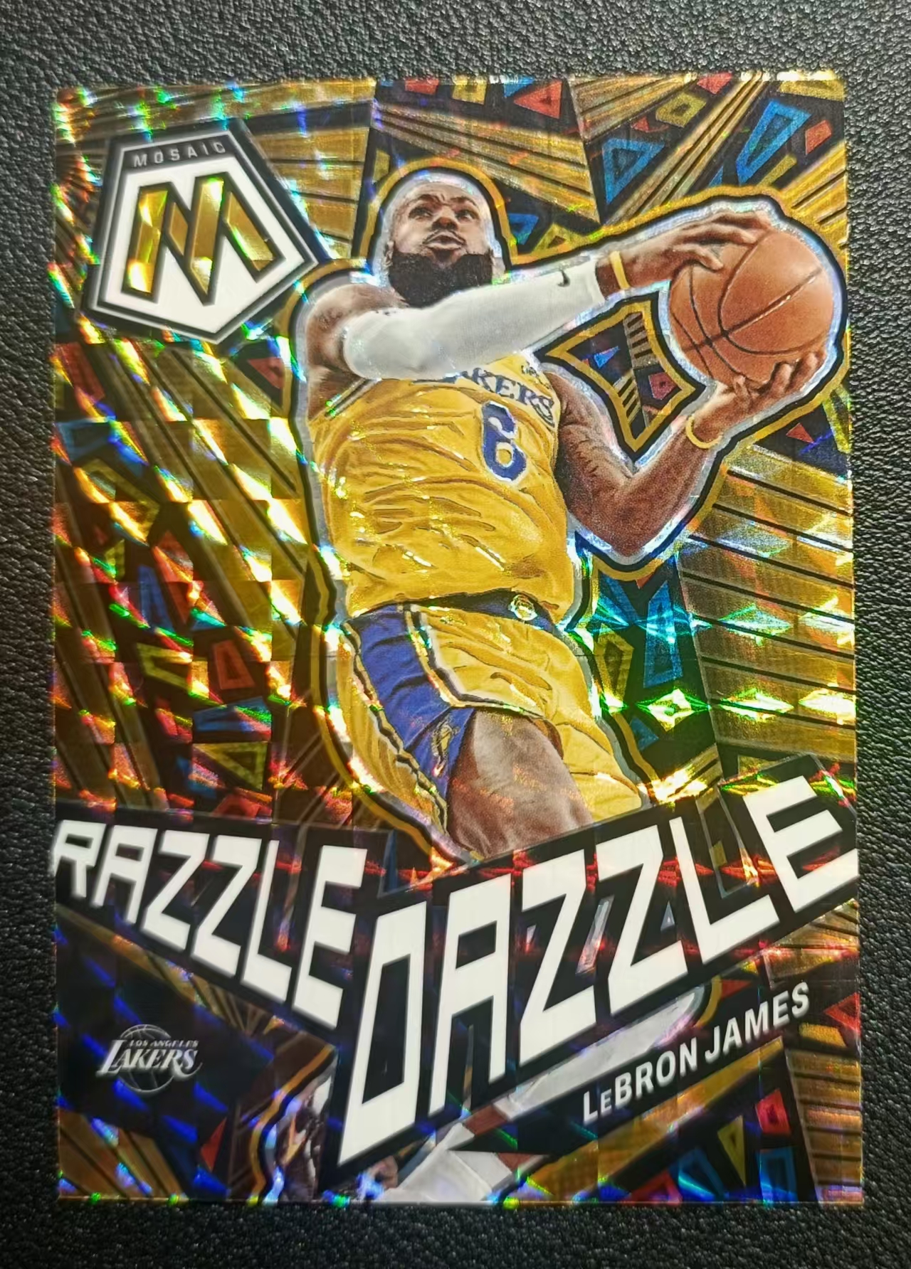 【lolww】2022-23 mosaic razzle dazzle lebron james 马赛克 湖人 勒布朗 詹姆斯 金折折射 炫目眩目特卡 大比例ssp箱货 傅哥 卡淘