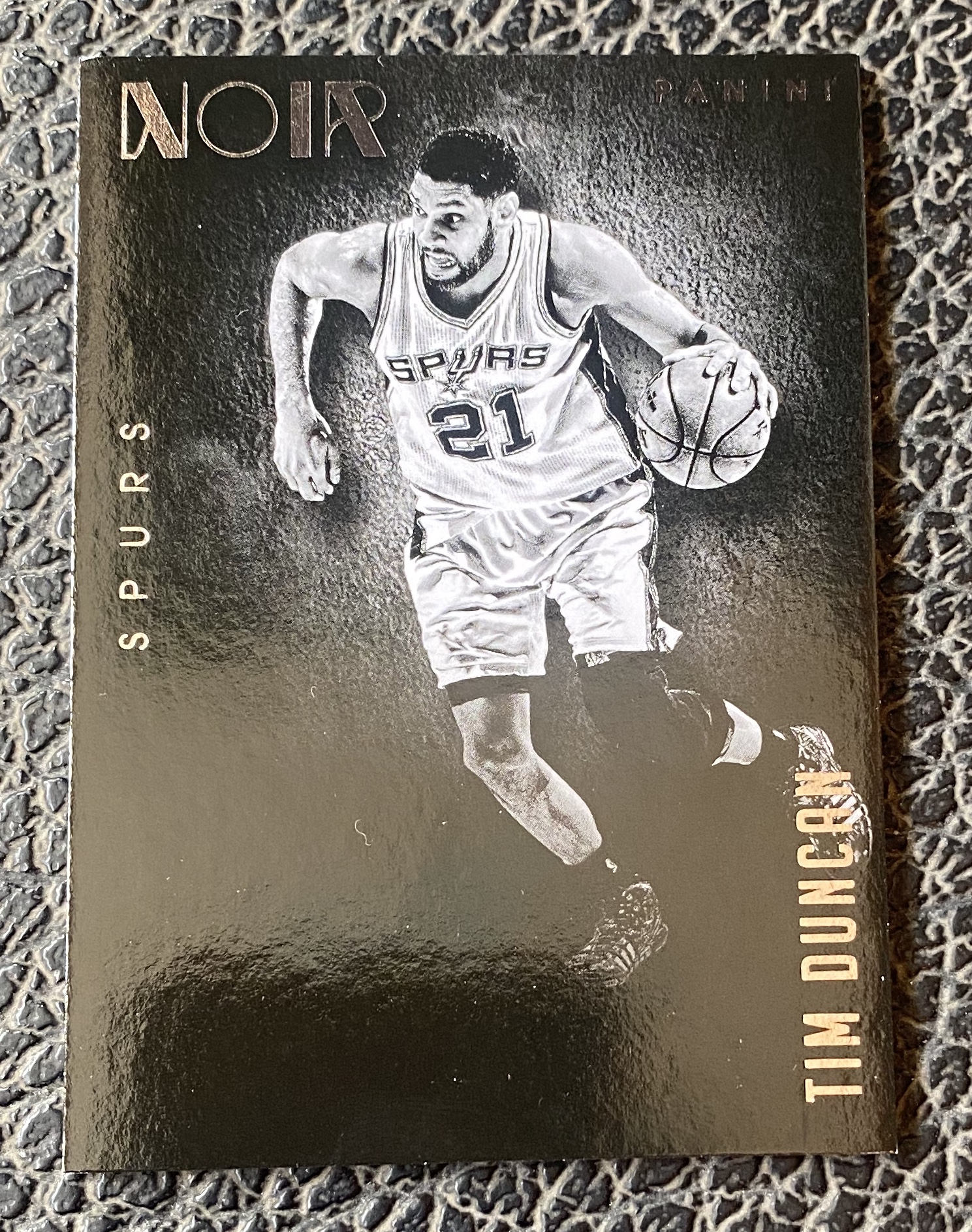 gil拍卖 2014-15 panini noir Tim Duncan 马刺前锋 石佛 蒂姆邓肯 元年noir 黑白 /70 base【HY ...