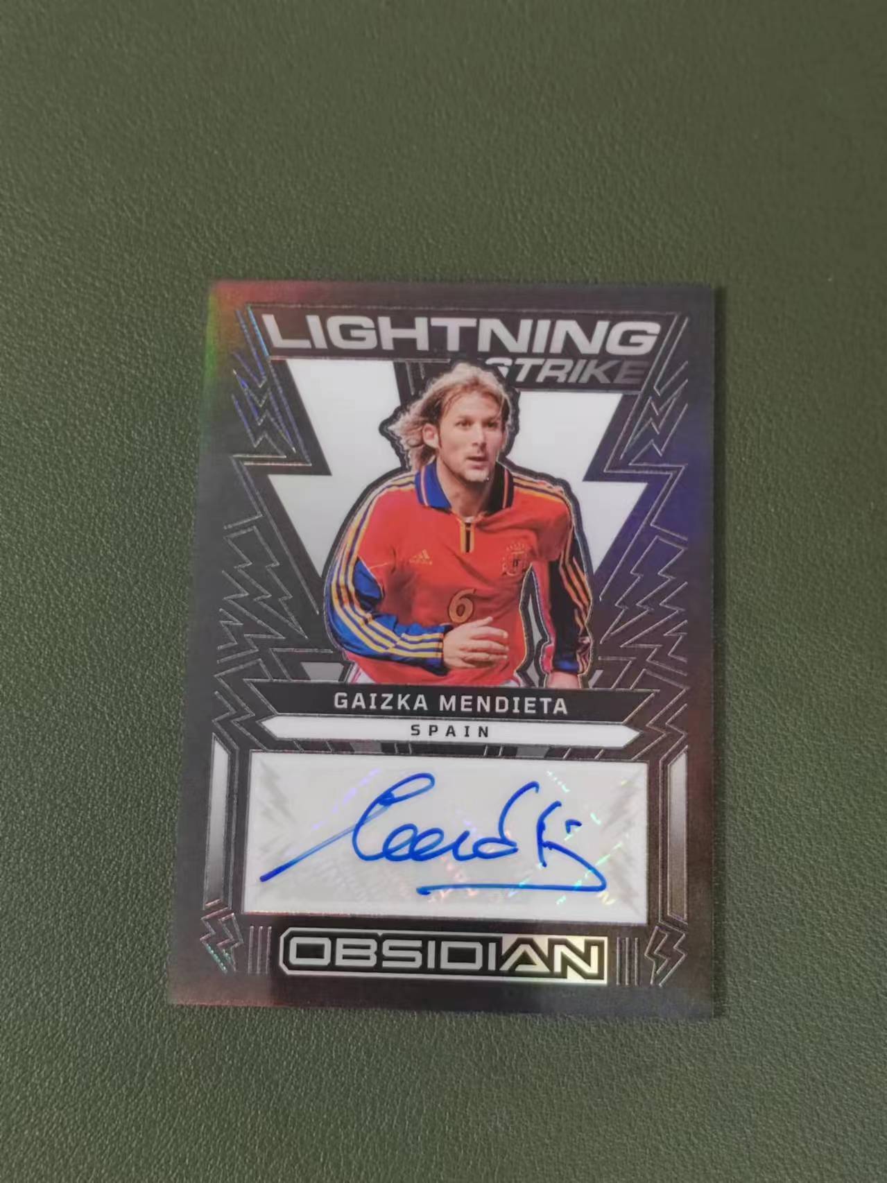 2022-23 Panini Obsidian Gaizka Mendieta 盖兹卡 门迭塔 141/199编 黑曜石 签字 极光 ...