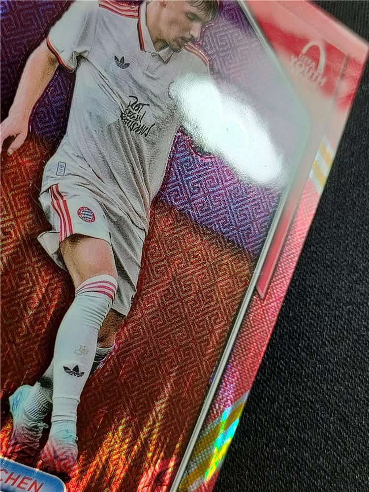 【LA足球】2025 Topps Chrome LENNART KARL 欧冠 中国限定版 红包 拜仁慕尼黑 伦纳特 卡尔 德国 欧青赛特卡 ...