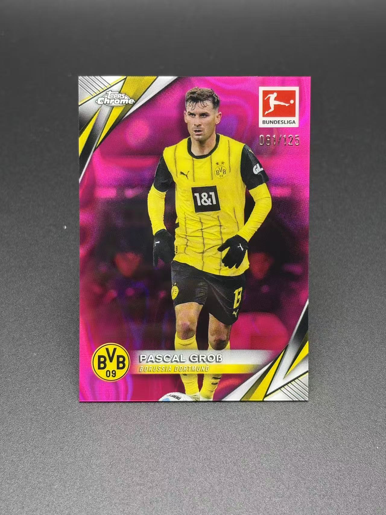 2025 Topps Chrome Pascal Grob 【湖水蓝拍卖】格罗斯 格罗贝塔 多特蒙德 德甲 TC 粉熔岩折 125编 收藏必备 ...