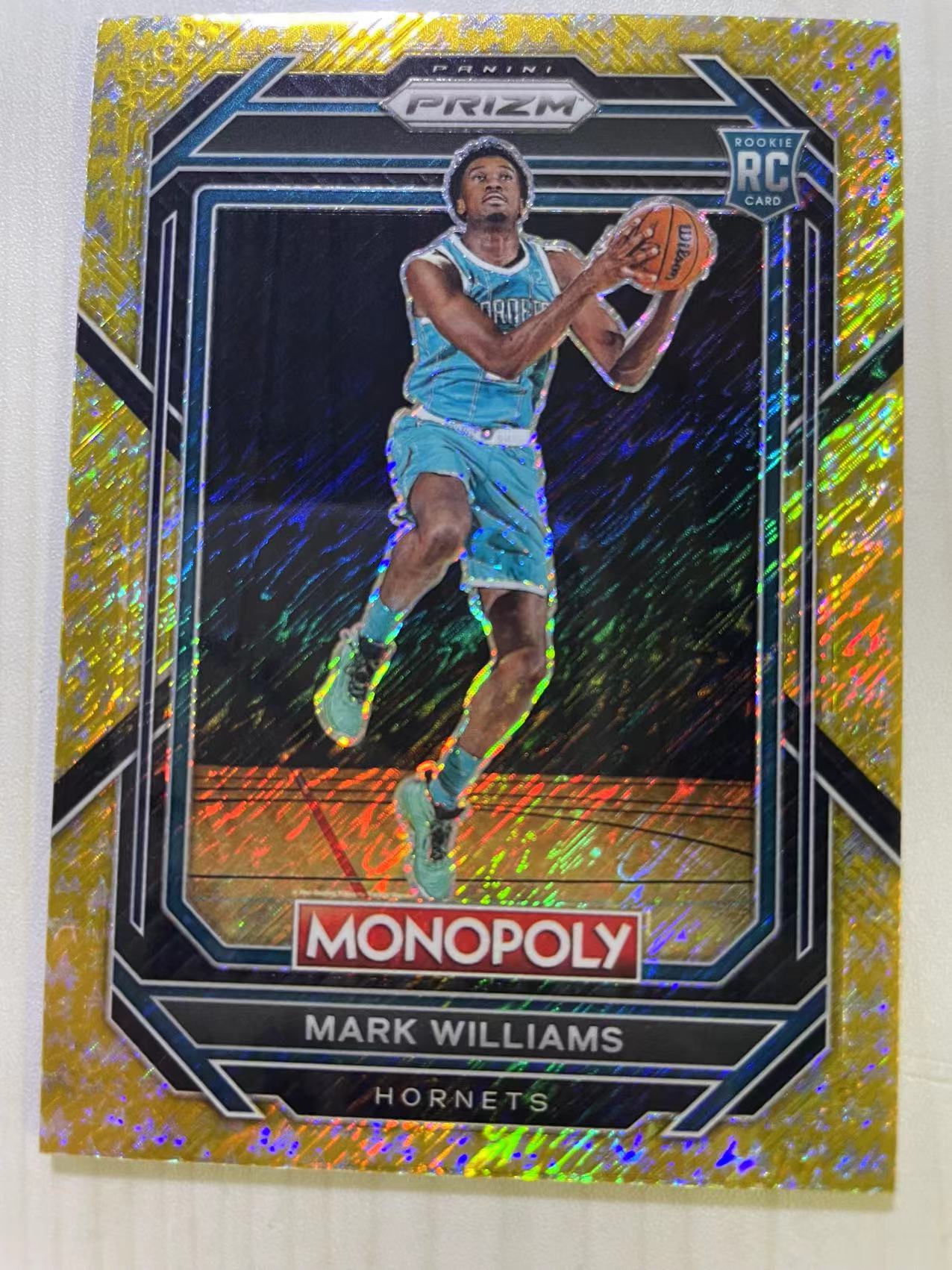 2022-23 Panini Prizm Mark Williams RC pz大富翁 黄蜂新秀 马克威廉姆斯 金Shimmer折 307/ ...