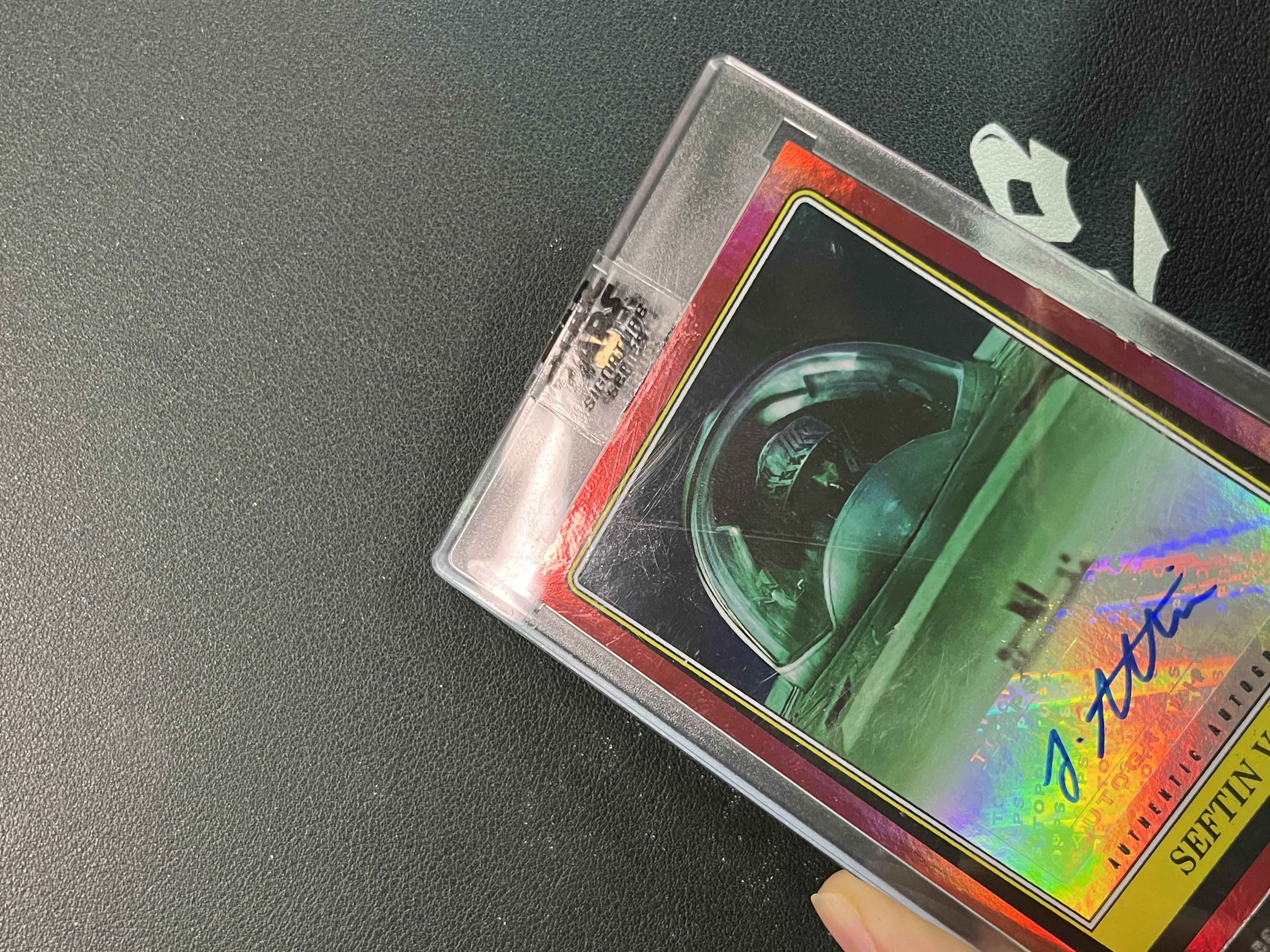 【战斧暴扣】Topps Star Wars 星球大战 Josef Altin 饰演 Seftin Vanik 演员 签字 红折 折射 原封砖 ...